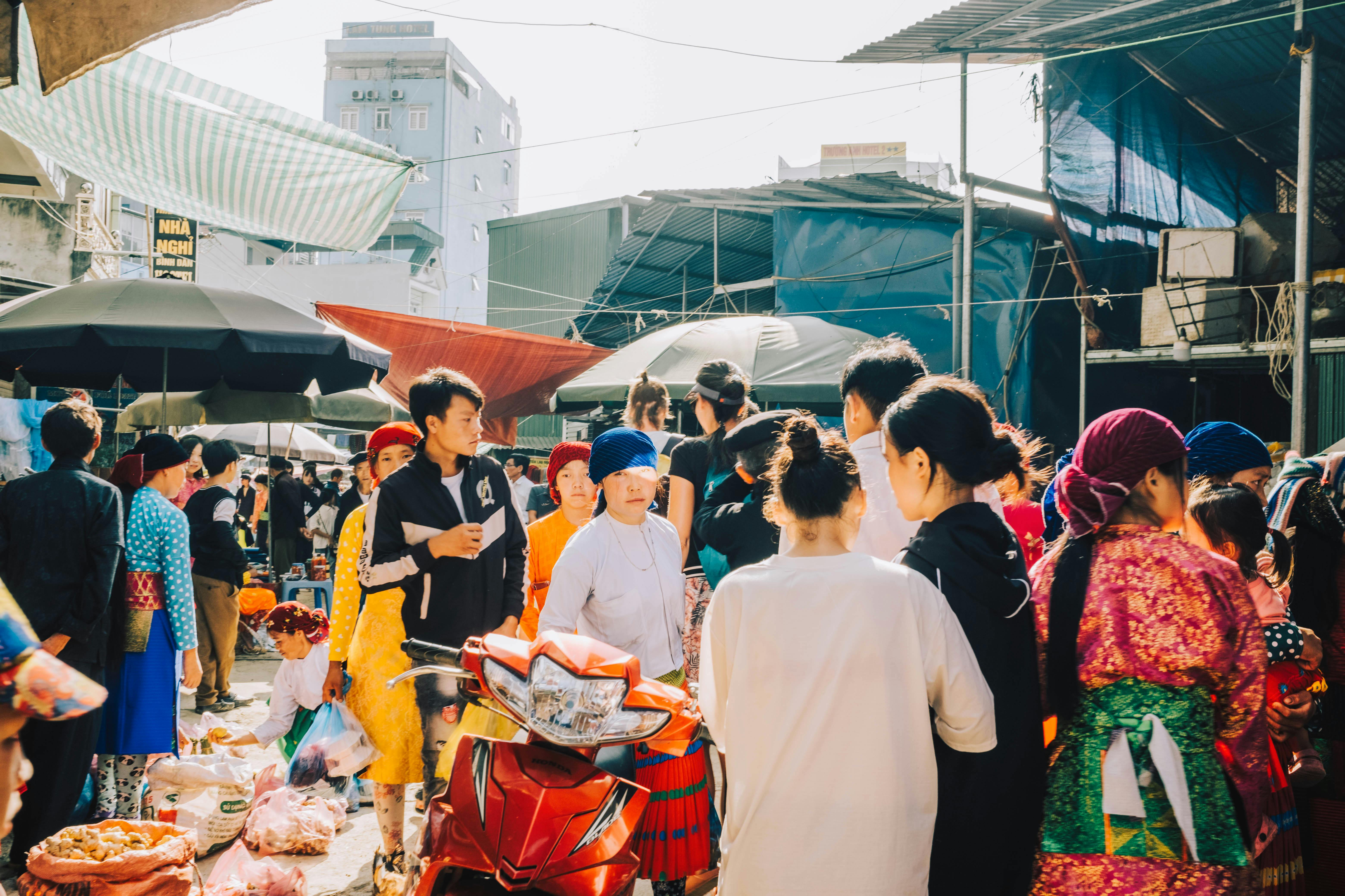 Trading Cartton Photos, Download The BEST Free Trading Cartton Stock ...