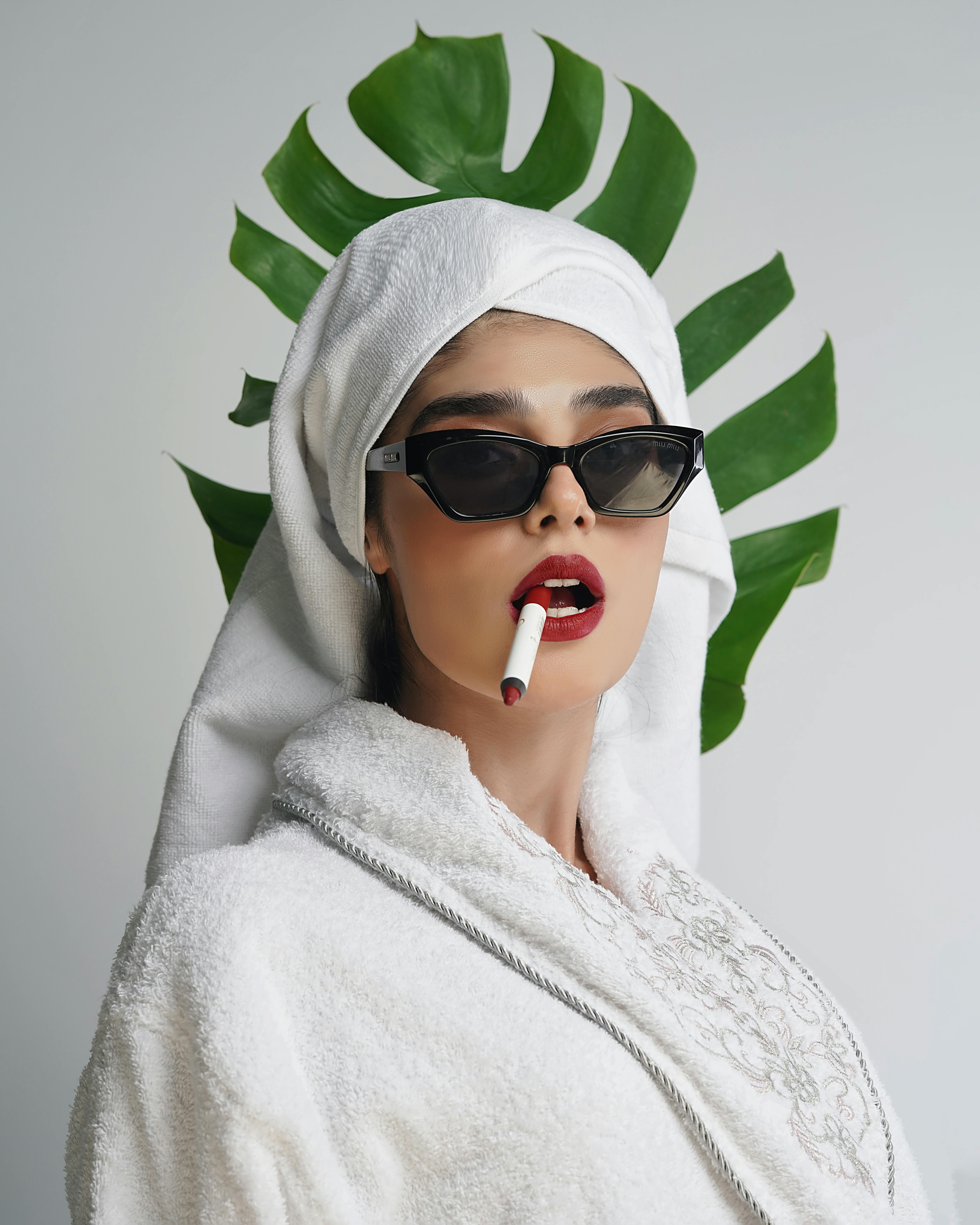 Chic Spa Portrait with Monstera Leaves · Free Stock Photo