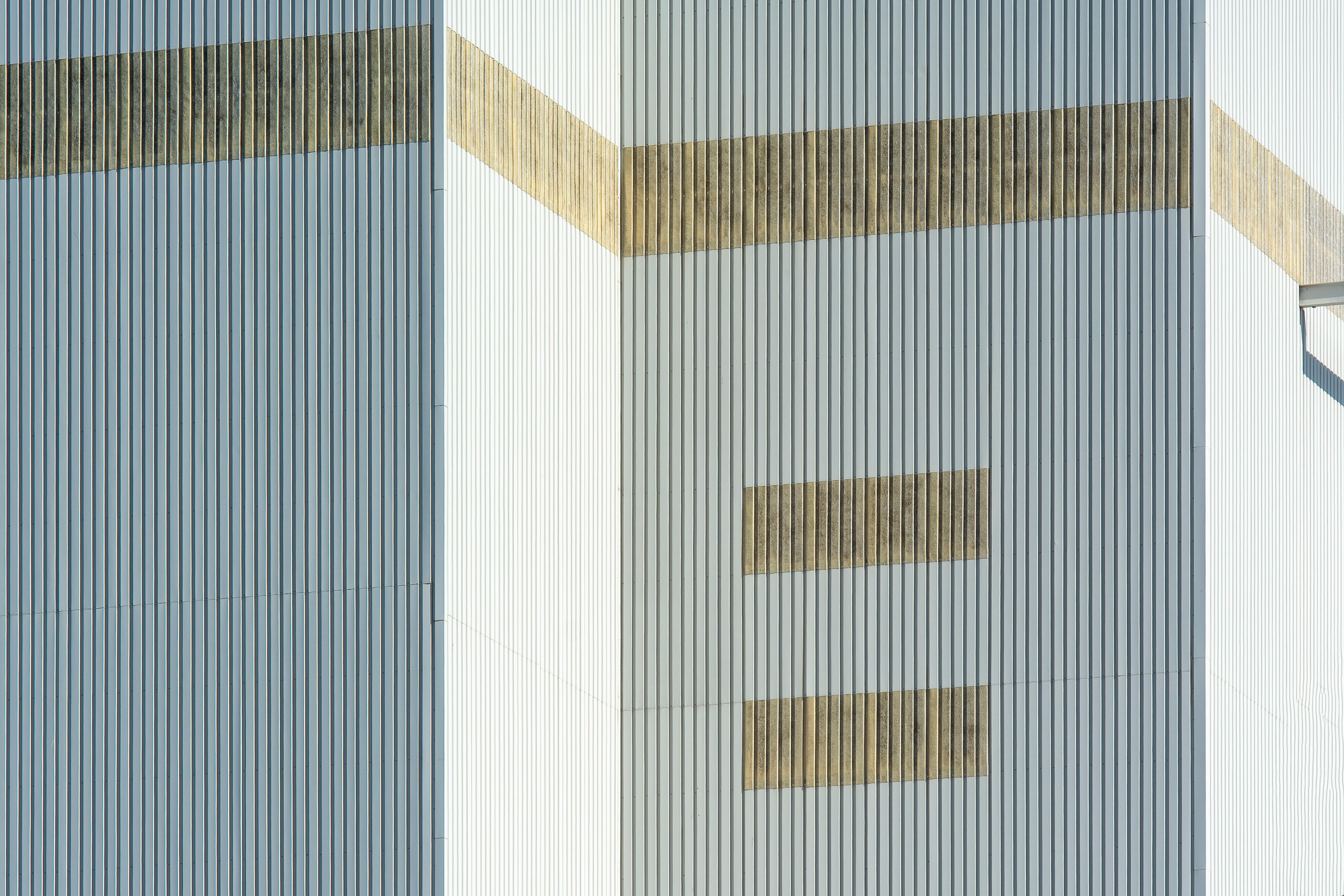 Geometric Abstract Architecture with Vertical Lines · Free Stock Photo