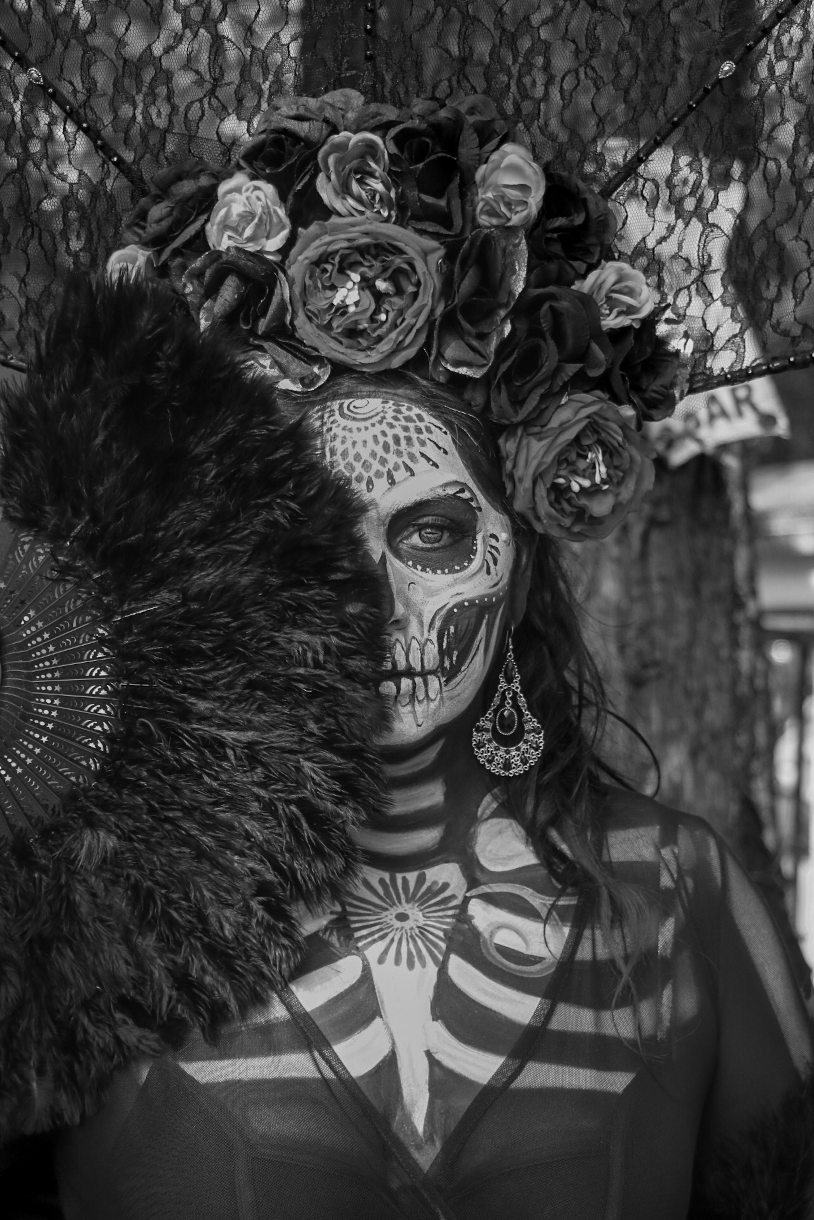 Black and White Dia de los Muertos Portrait · Free Stock Photo