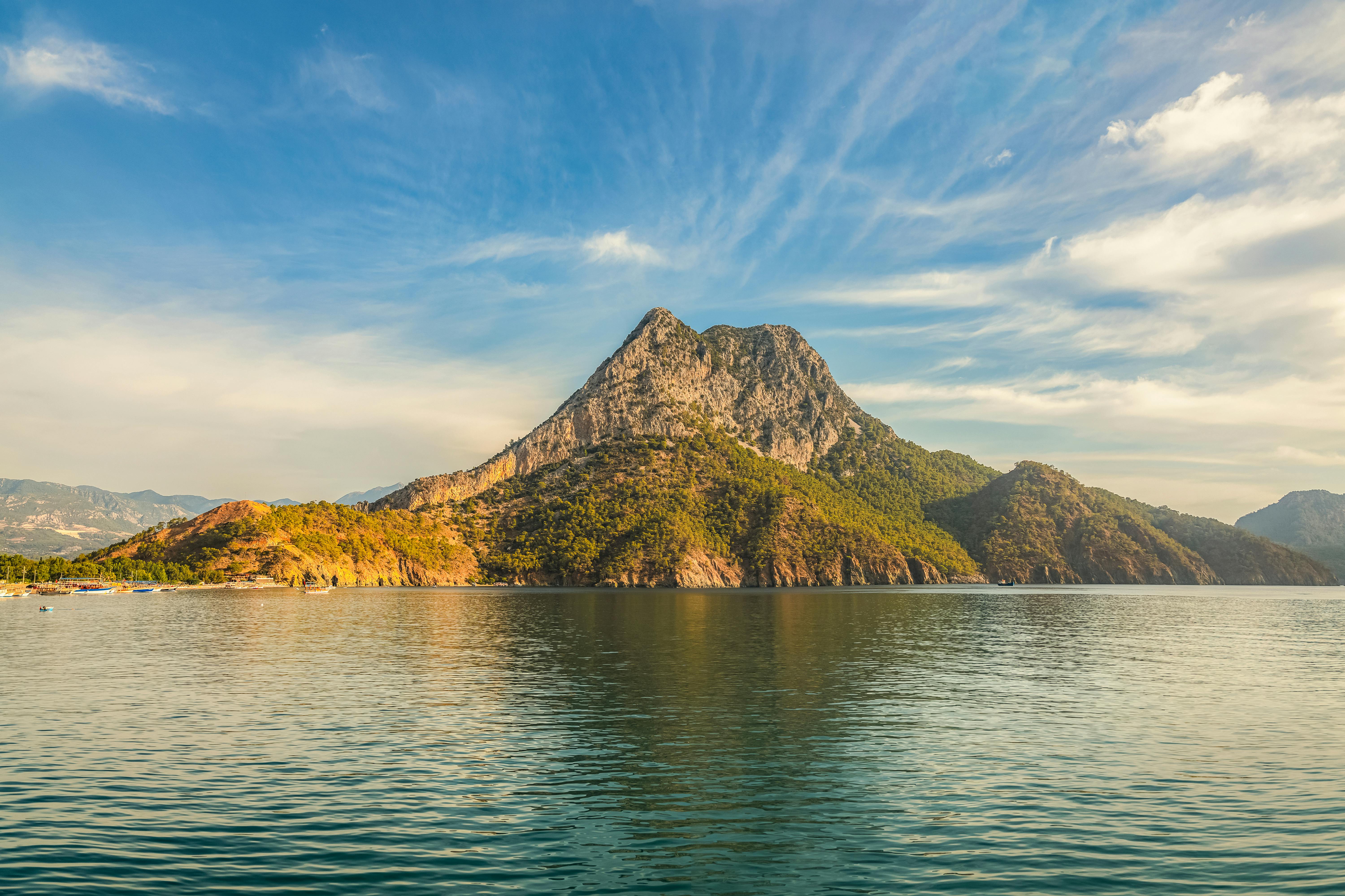 Scenic Mountain and Sea Landscape Photography · Free Stock Photo