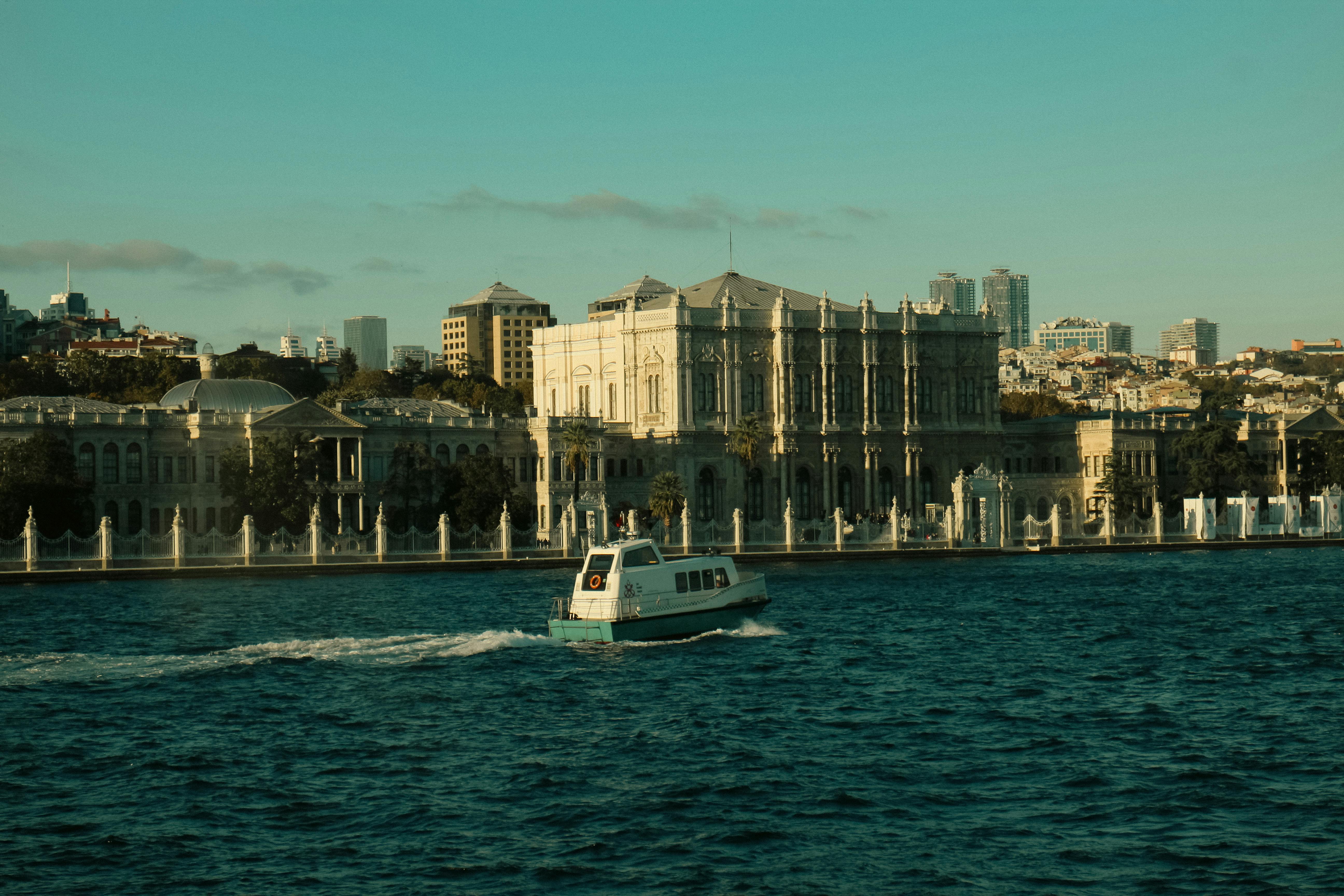 Cesar Palace Photos, Download The BEST Free Cesar Palace Stock Photos ...