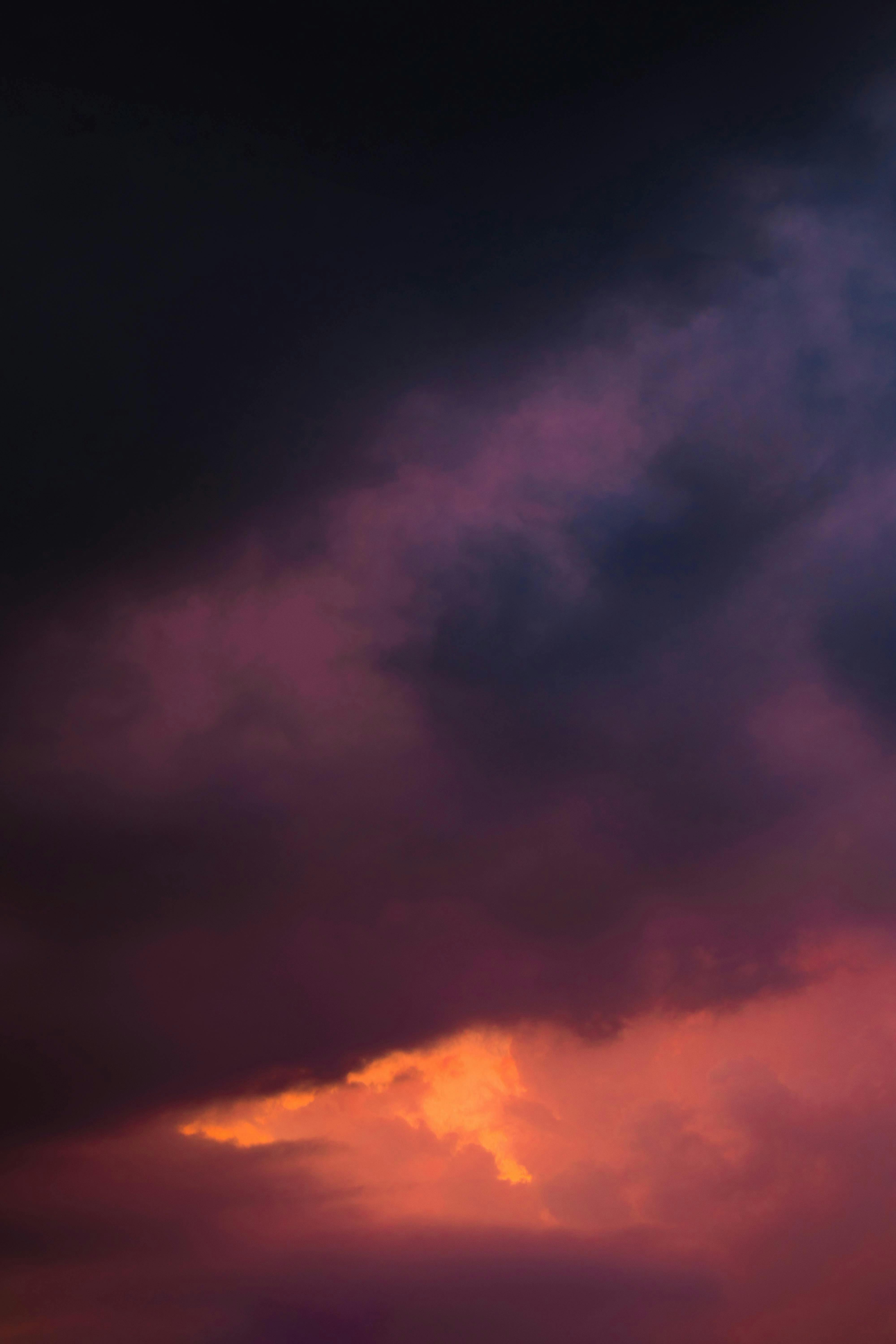 Dramatic Sky with Brooding Storm Clouds · Free Stock Photo