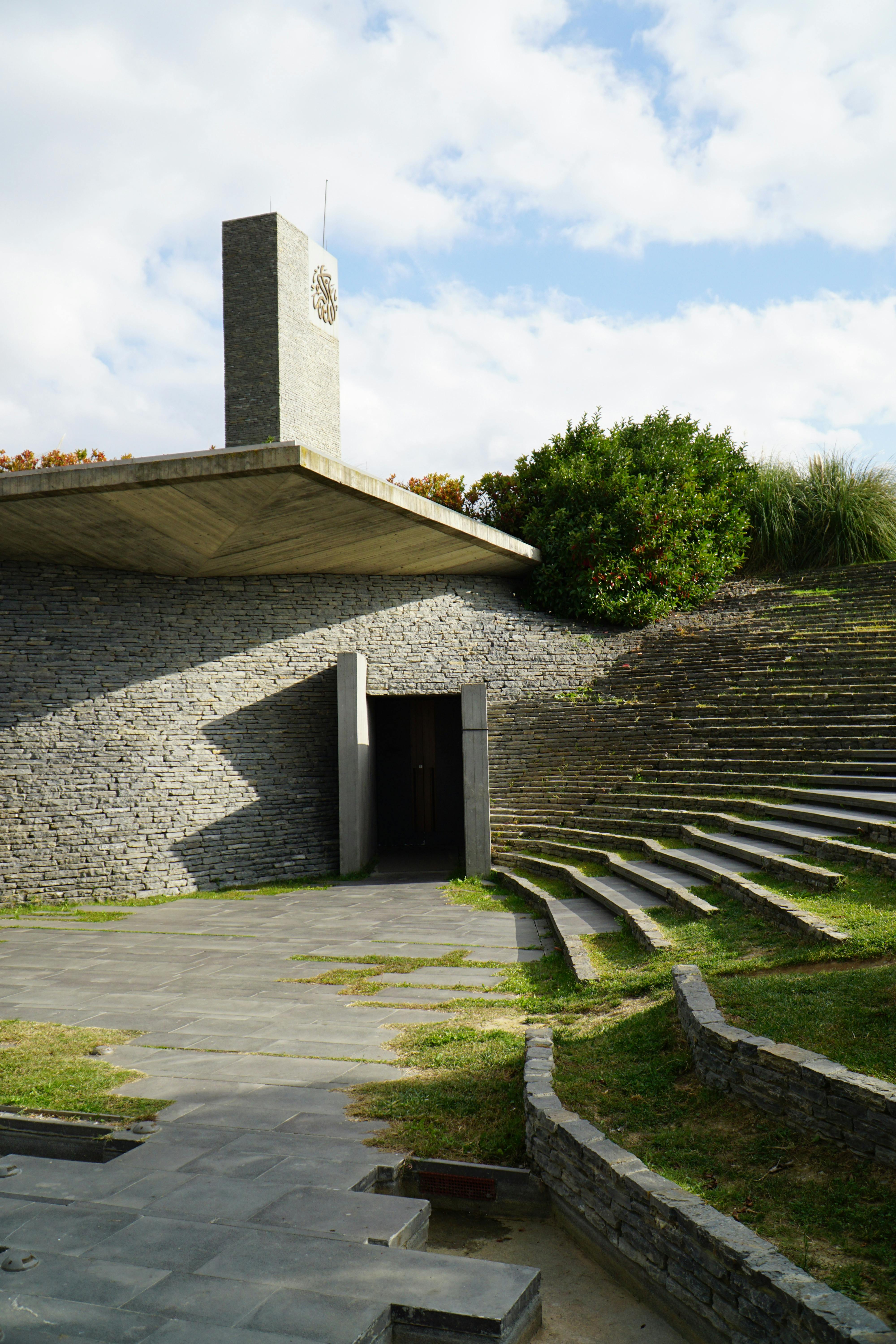 Modern Stone Mosque Exterior in Istanbul · Free Stock Photo