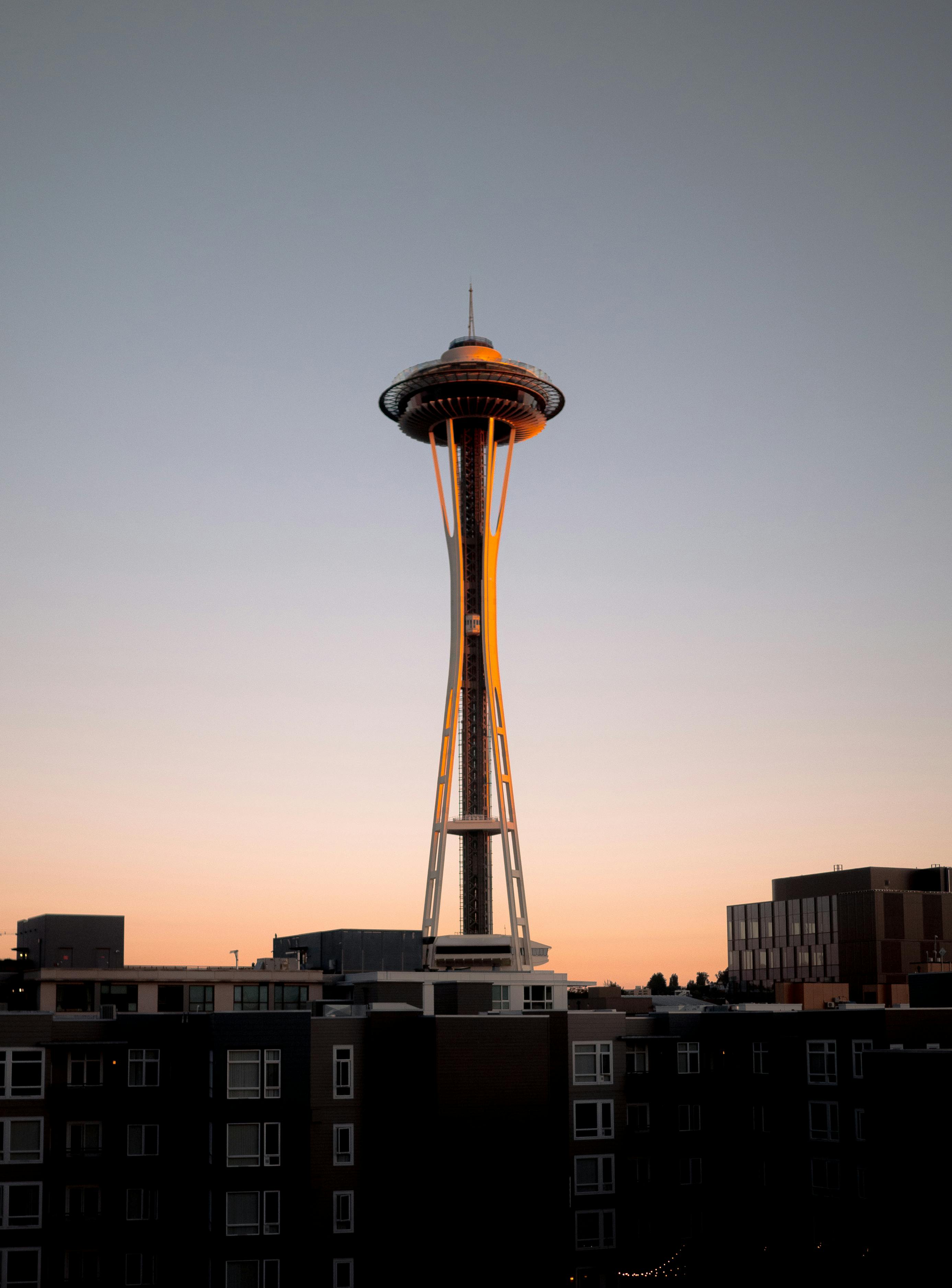 Seattle Space Needle at Sunset · Free Stock Photo