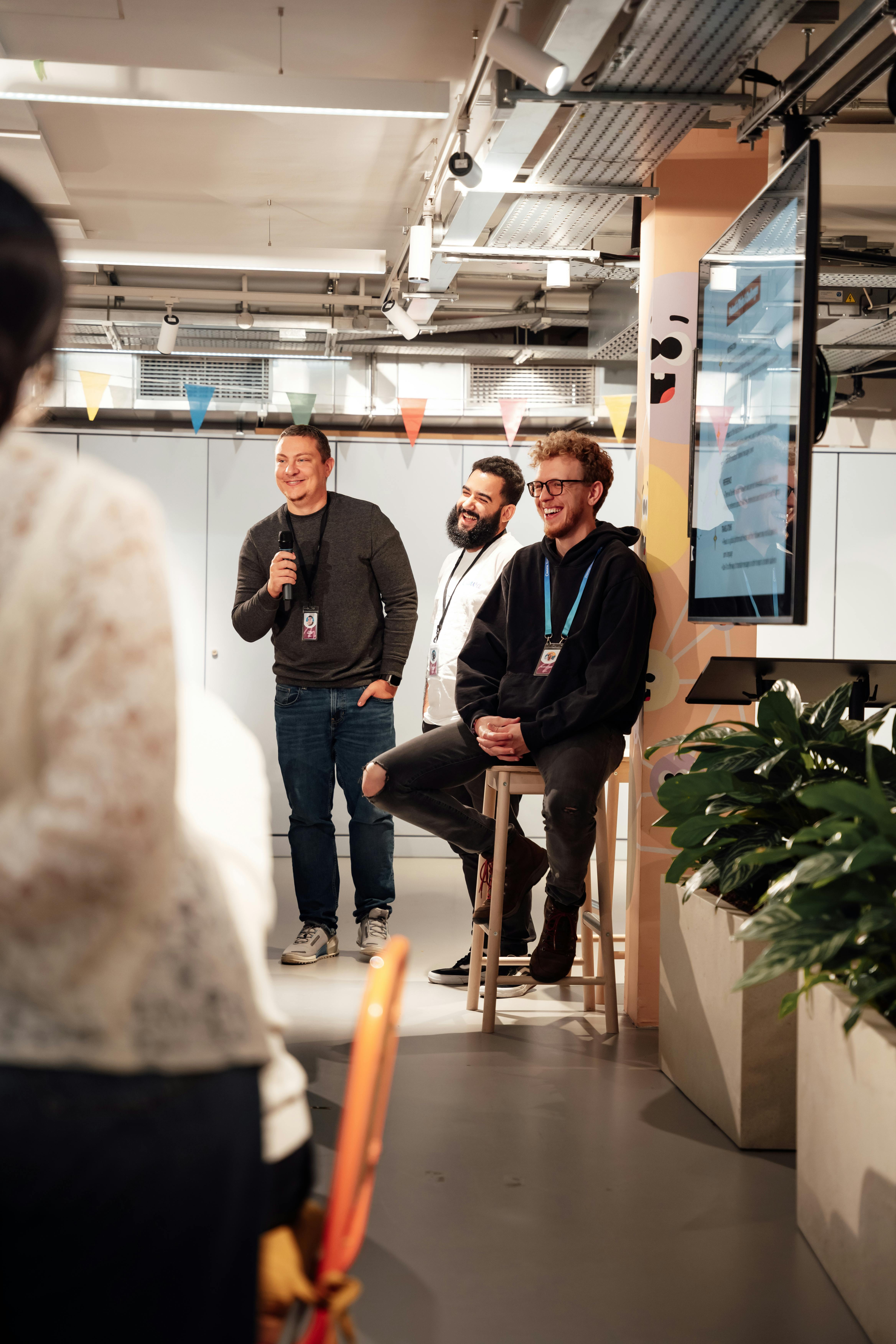 Pointless Talk Photos, Download The BEST Free Pointless Talk Stock ...