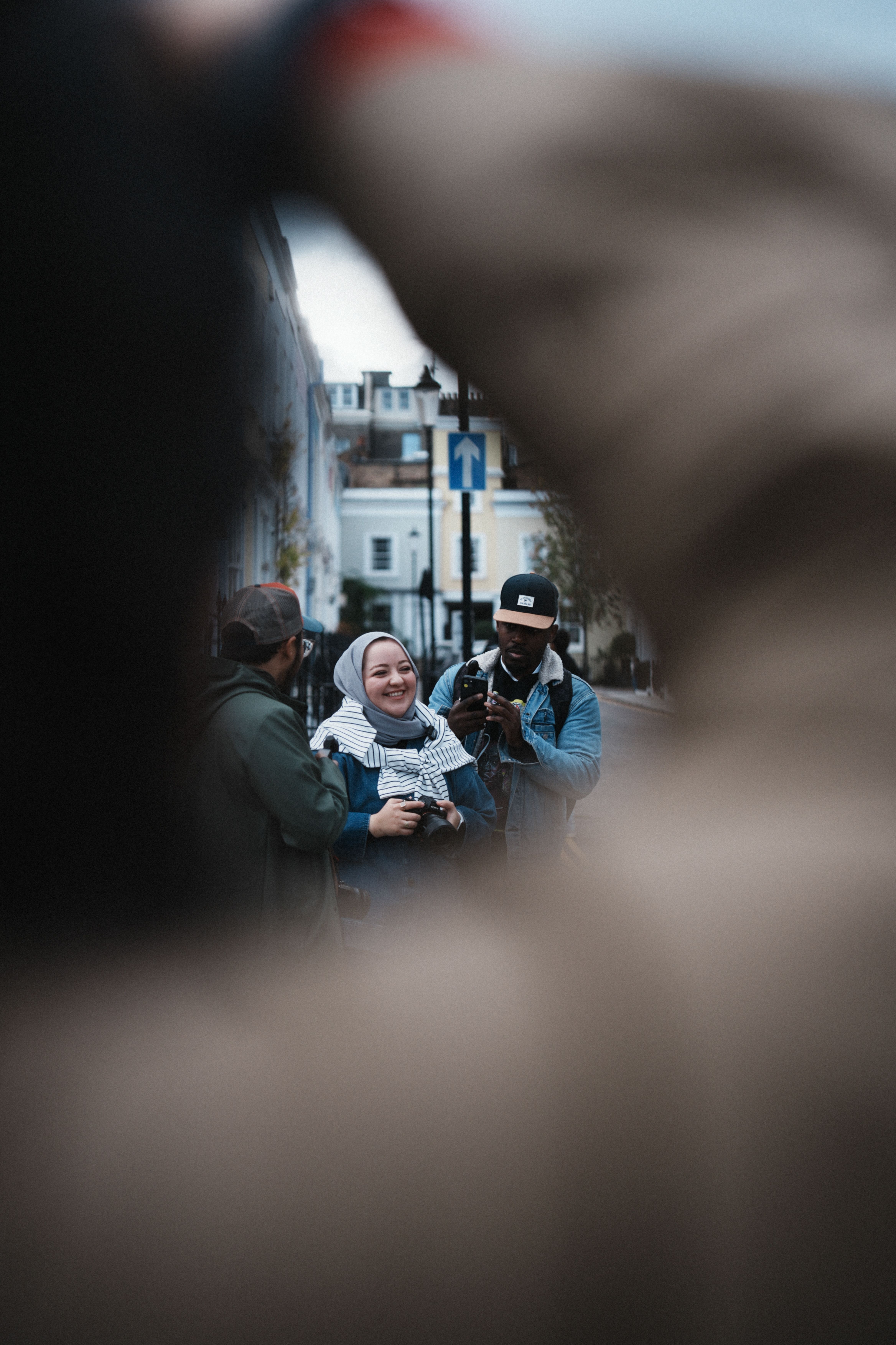Street Photographers in Candid Urban Scene · Free Stock Photo