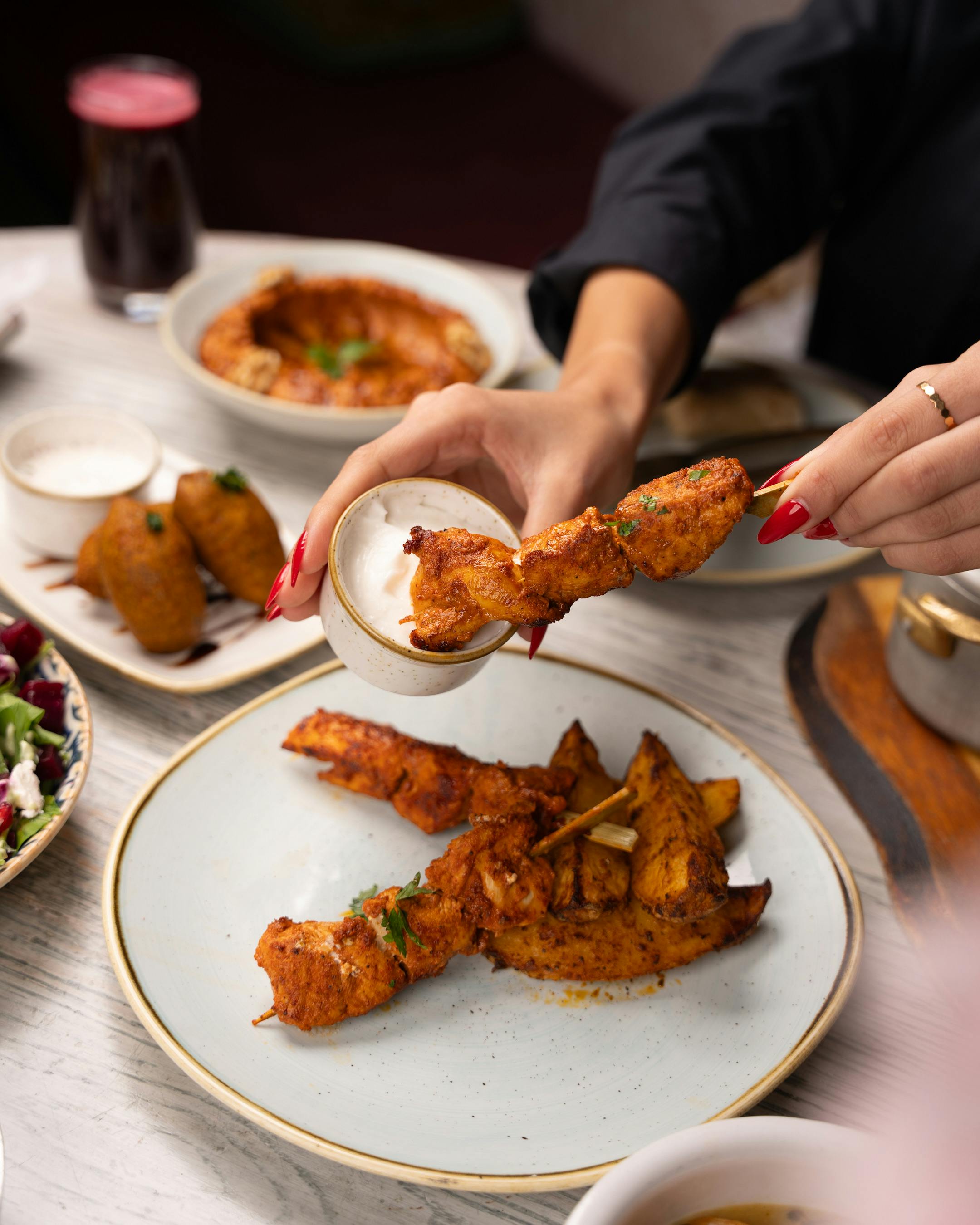 Close-up of Delicious Fried Chicken Platter · Free Stock Photo