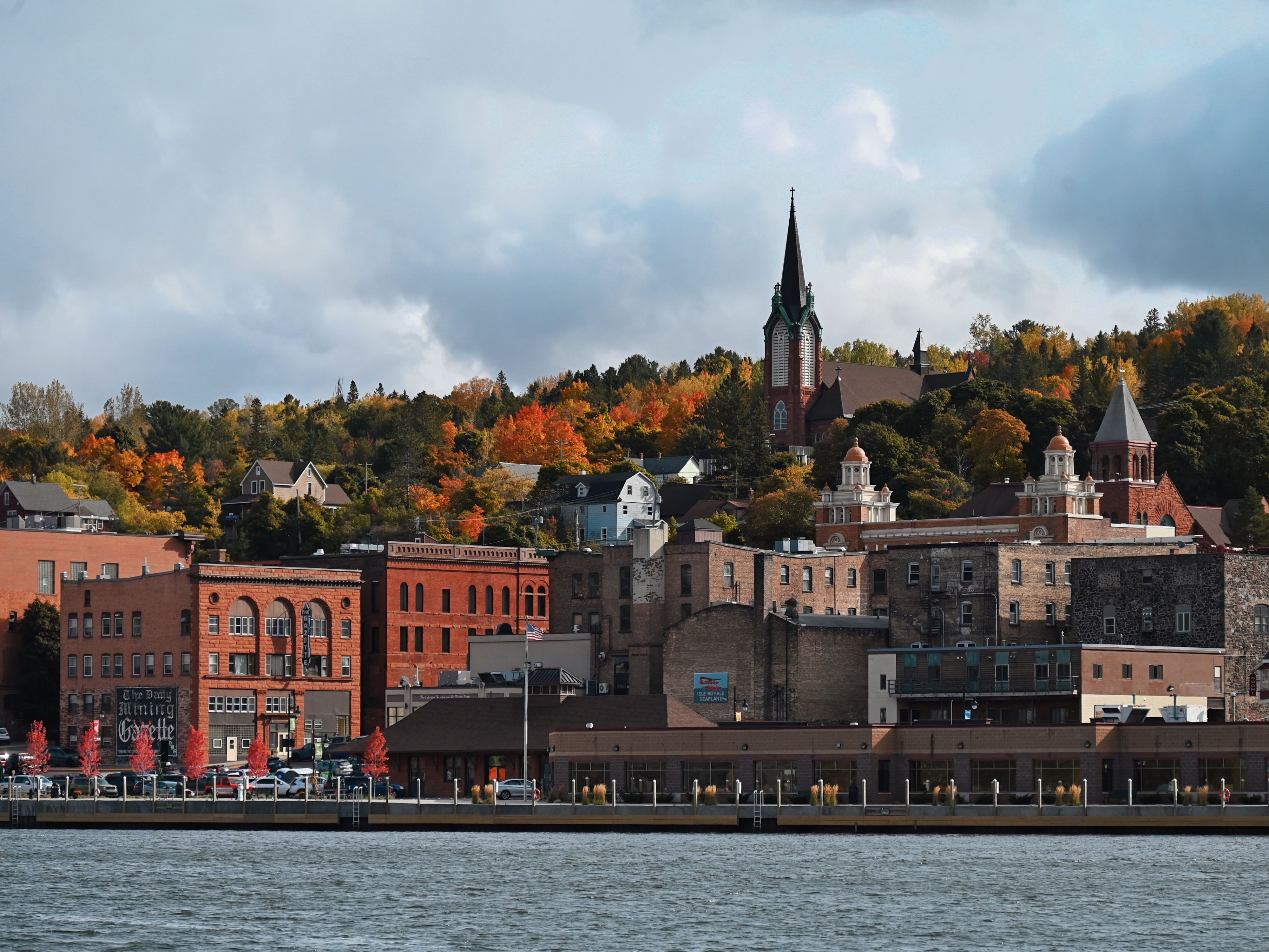 Historic Downtown Duluth with Autumn Foliage · Free Stock Photo