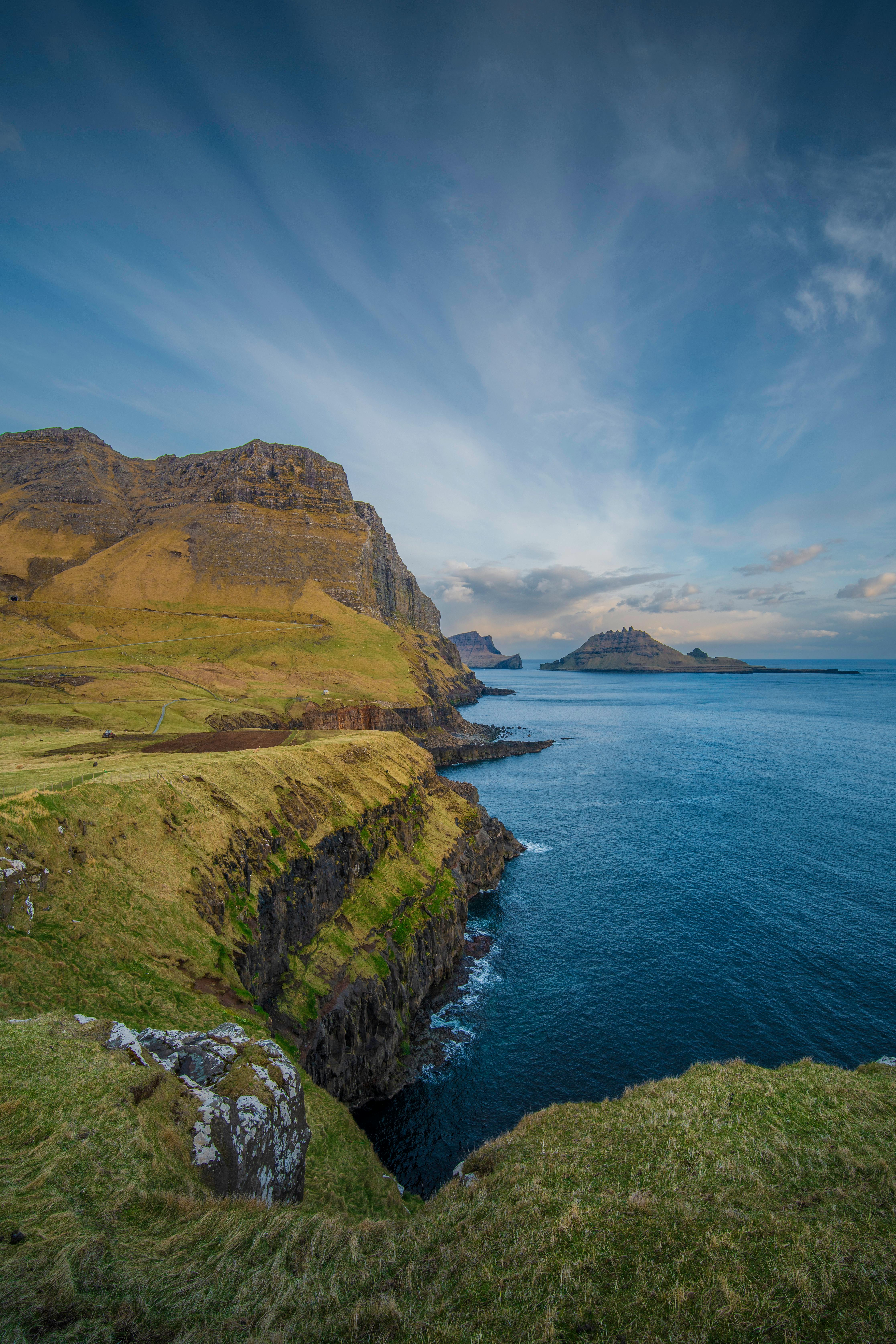 Breathtaking Cliffs Overlooking the Atlantic Ocean · Free Stock Photo