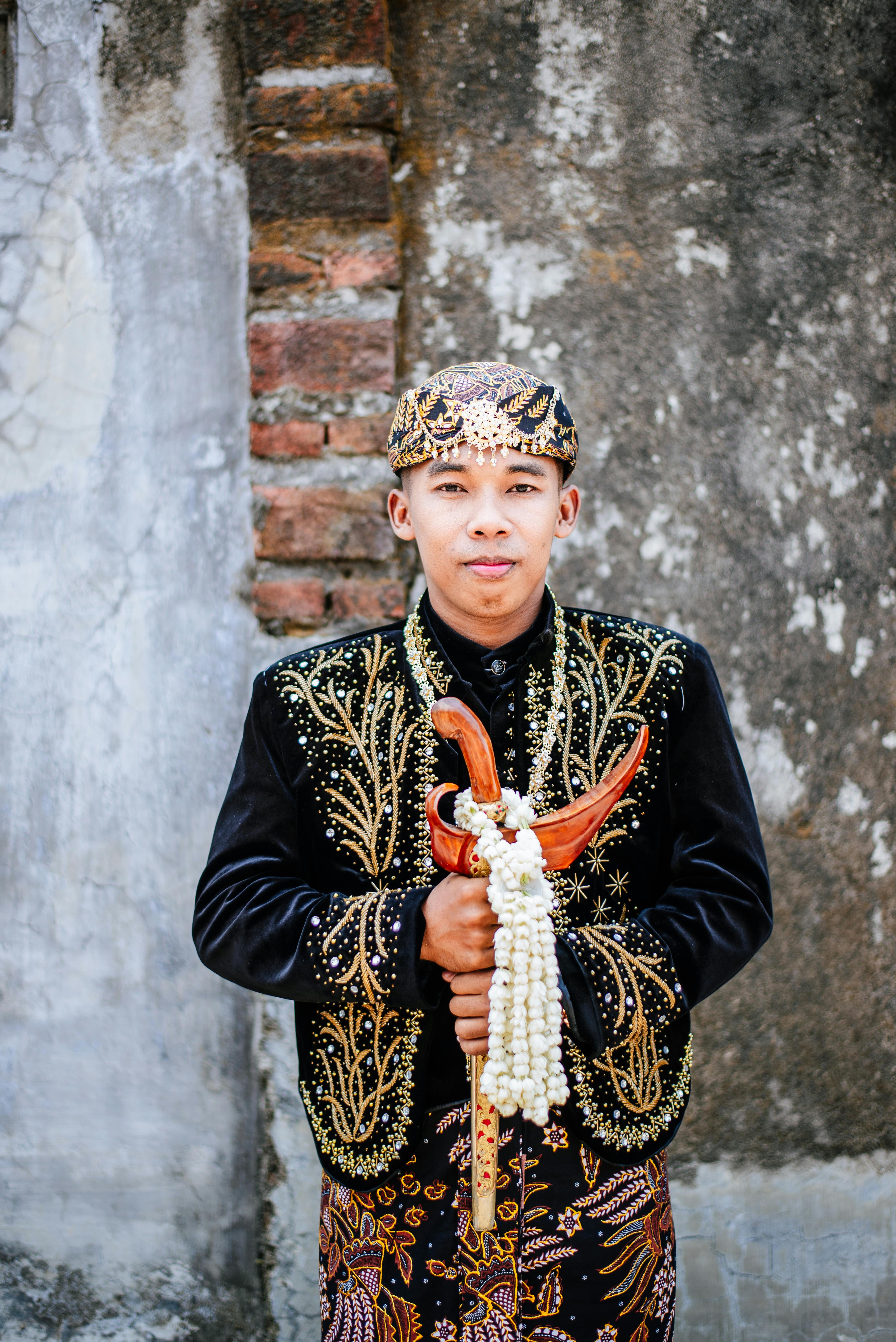Traditional Javanese Wedding Attire Portrait · Free Stock Photo