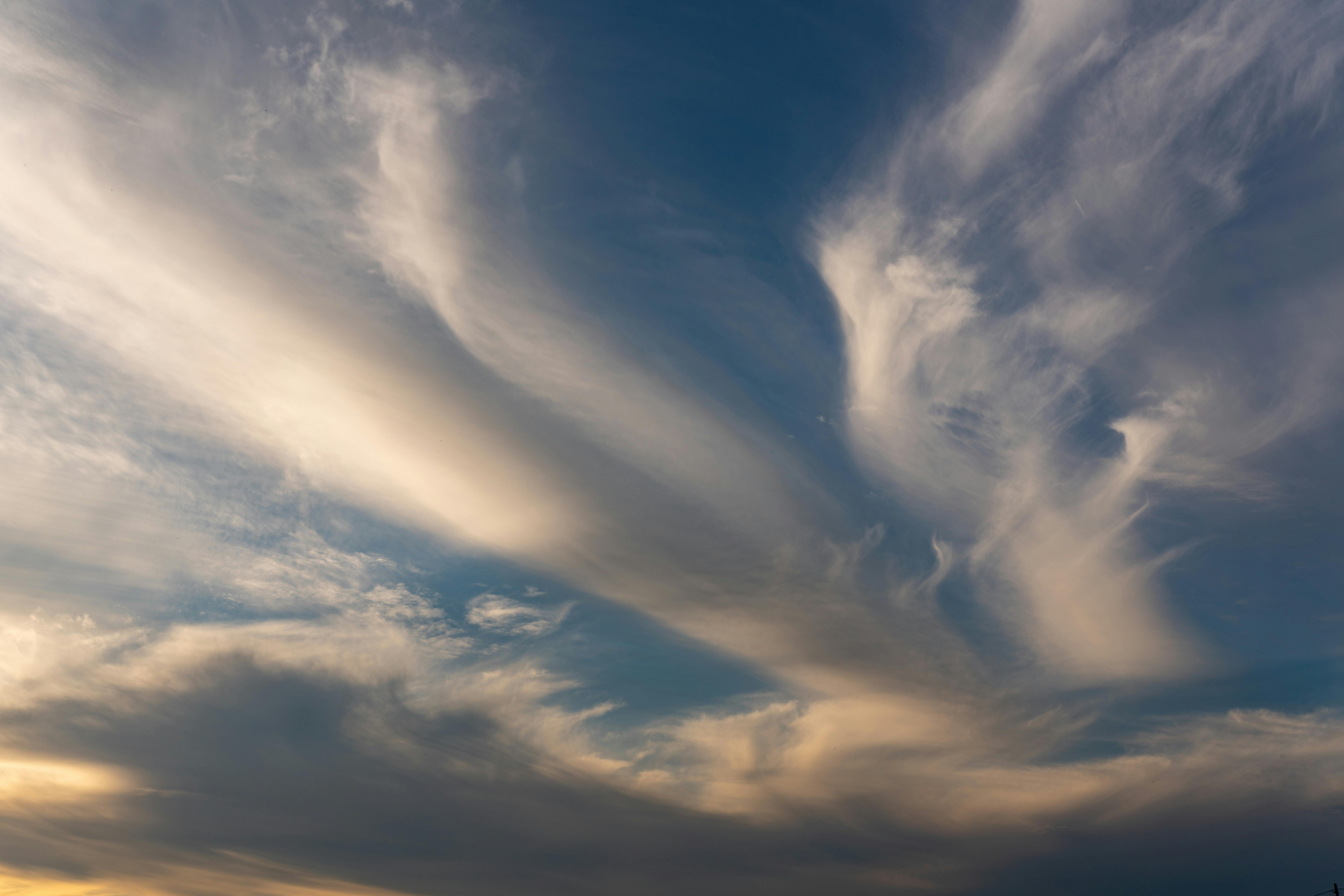 Dramatic Sky with Moving Clouds at Sunset · Free Stock Photo
