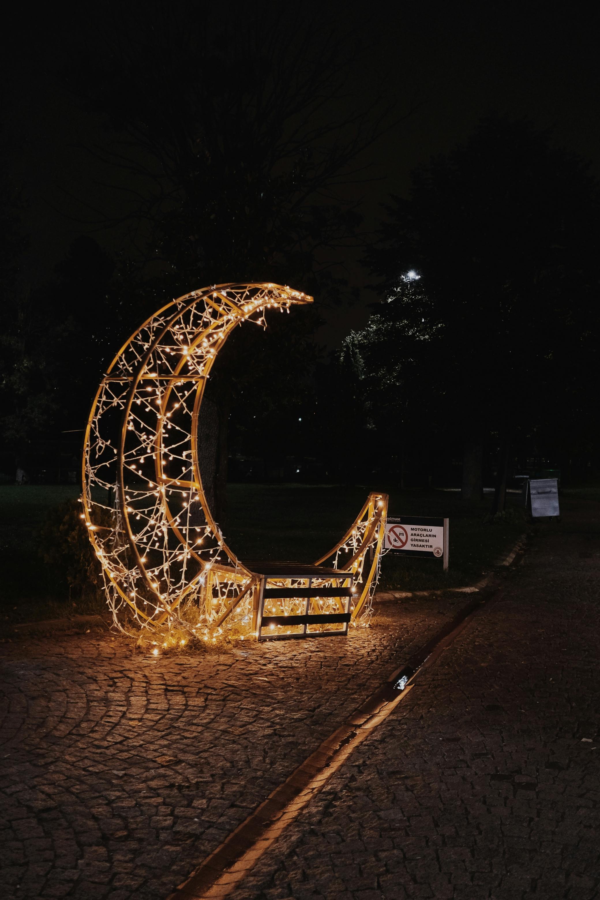 Illuminated Crescent Moon in Istanbul Park at Night · Free Stock Photo
