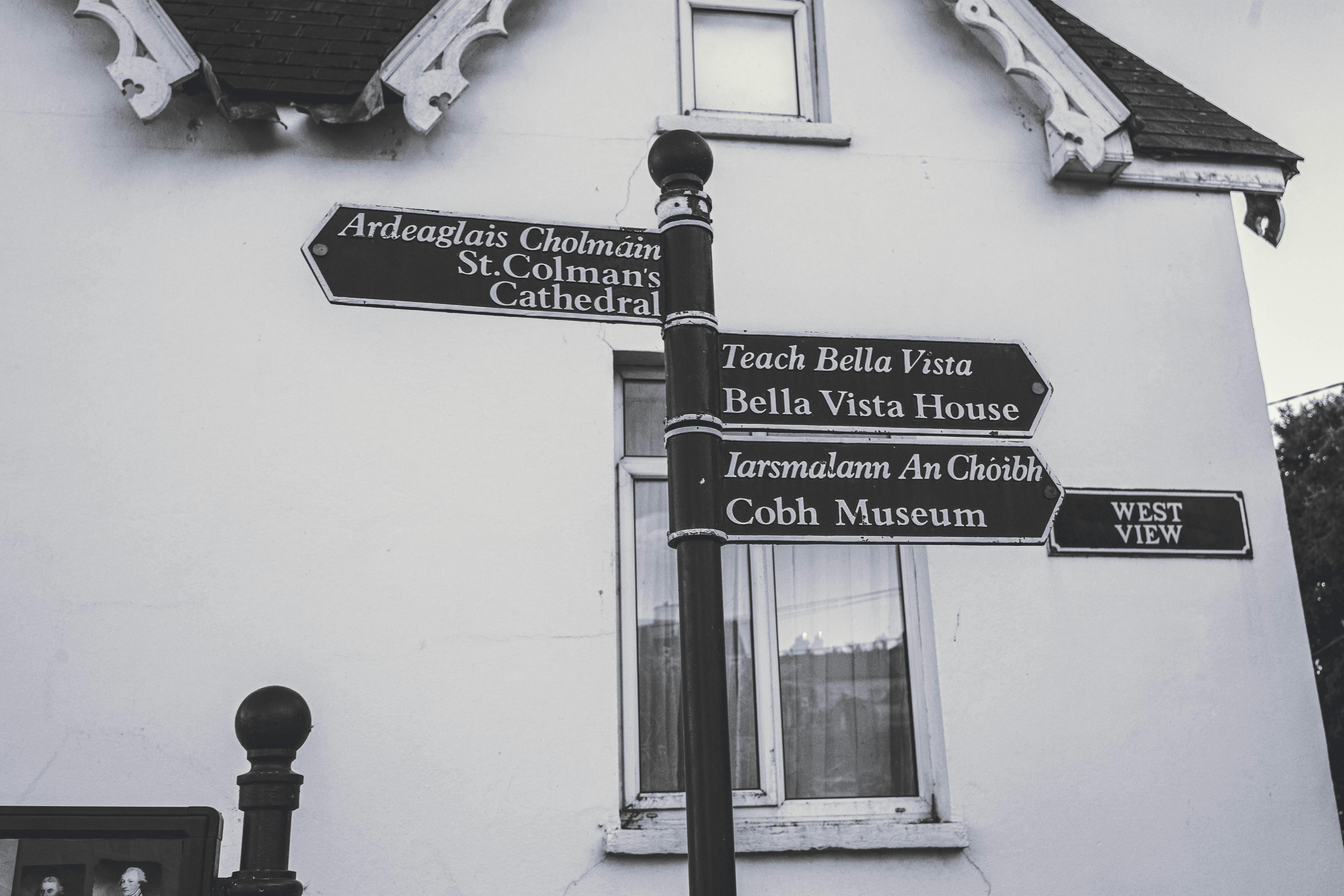 Black and White Signpost in Cobh, Ireland · Free Stock Photo