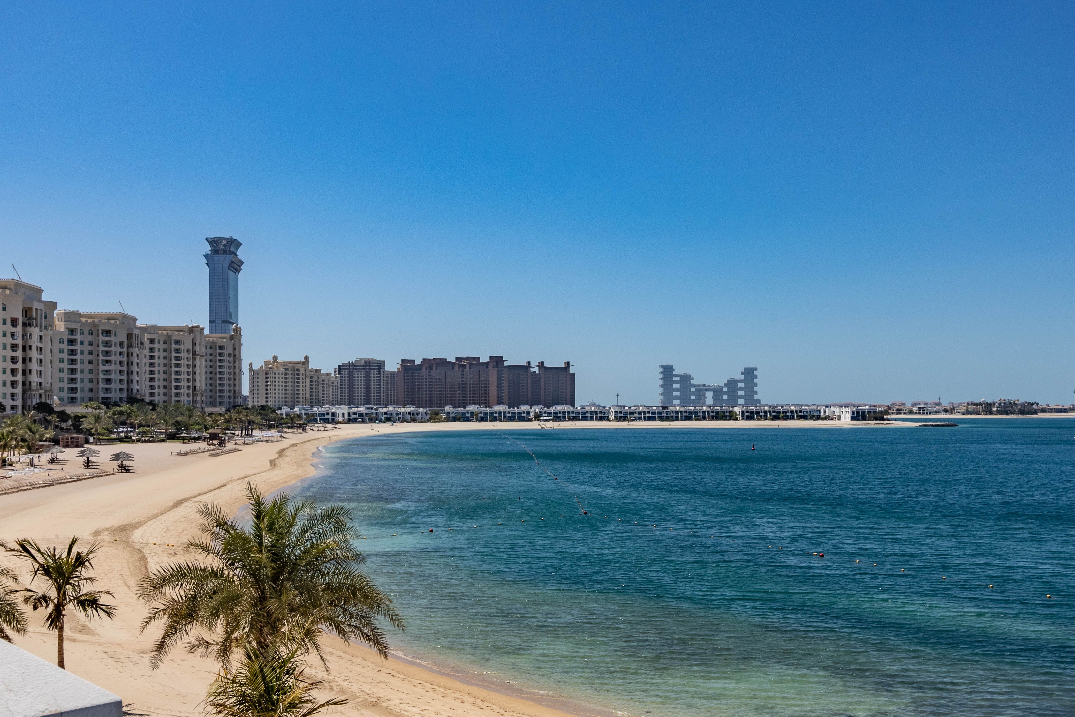Scenic View of Palm Jumeirah Beach, Dubai · Free Stock Photo