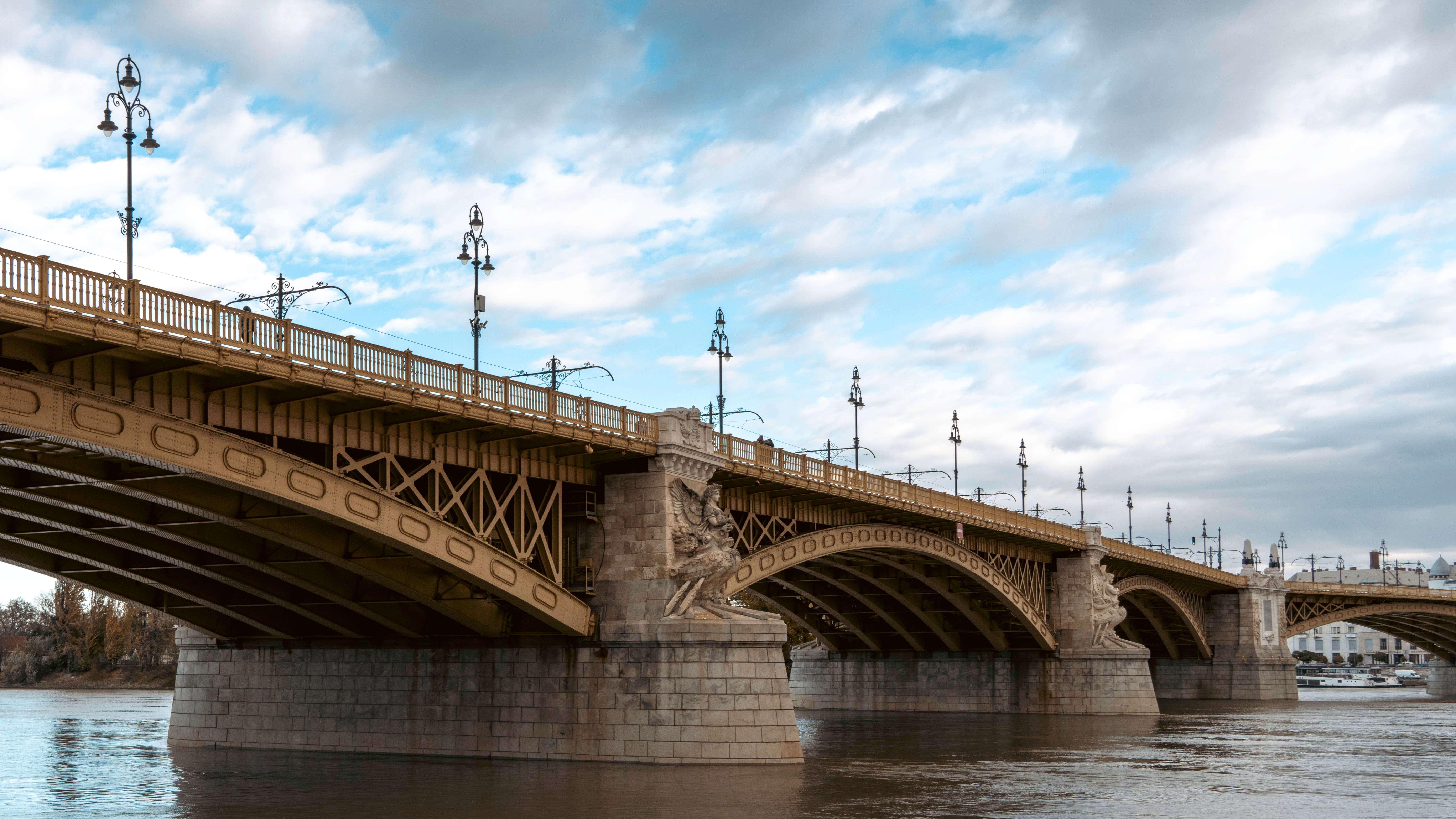 Margaret Bridge in Budapest Over Danube River · Free Stock Photo
