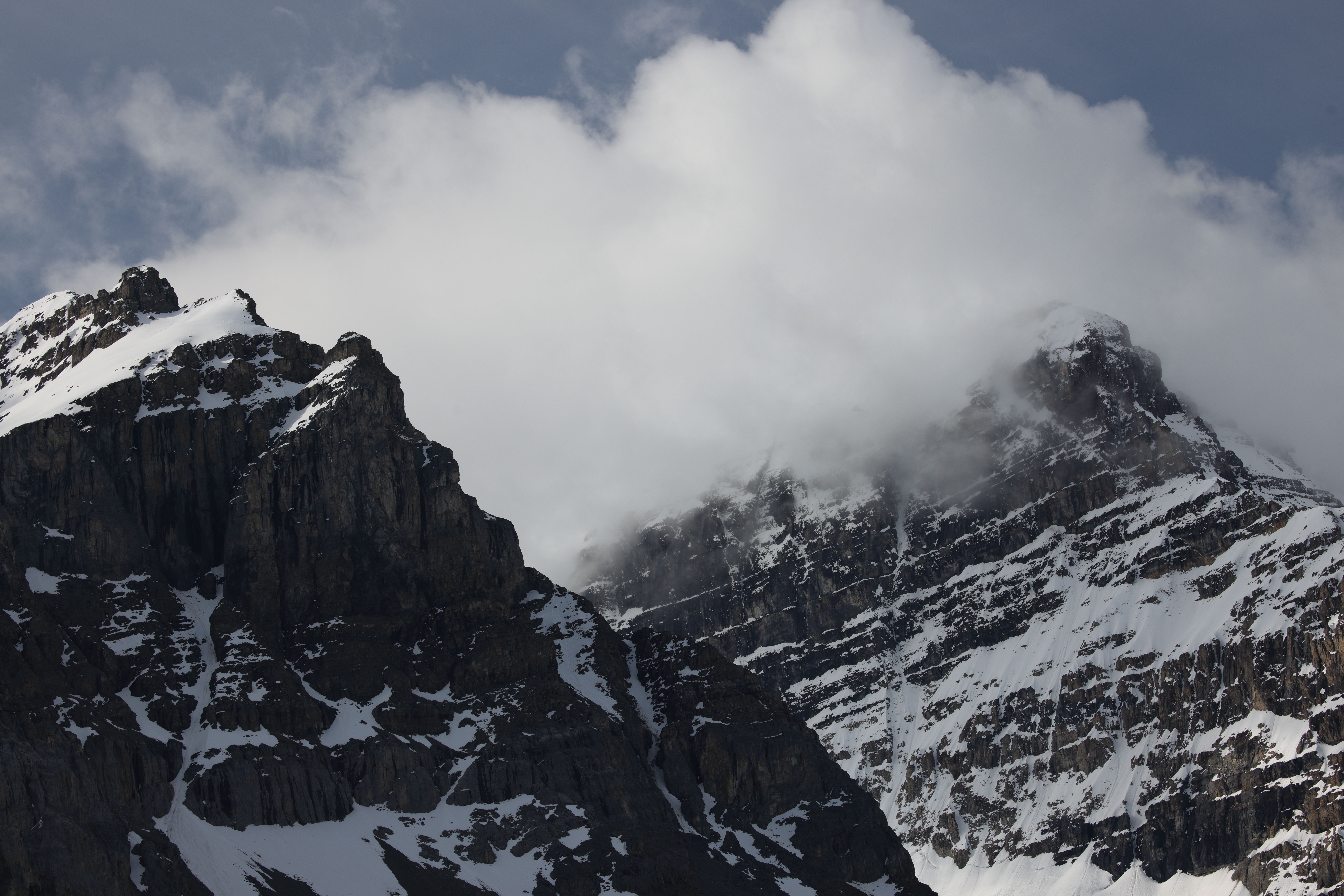 Majestic Snow-Capped Mountains in Jasper, Canada · Free Stock Photo