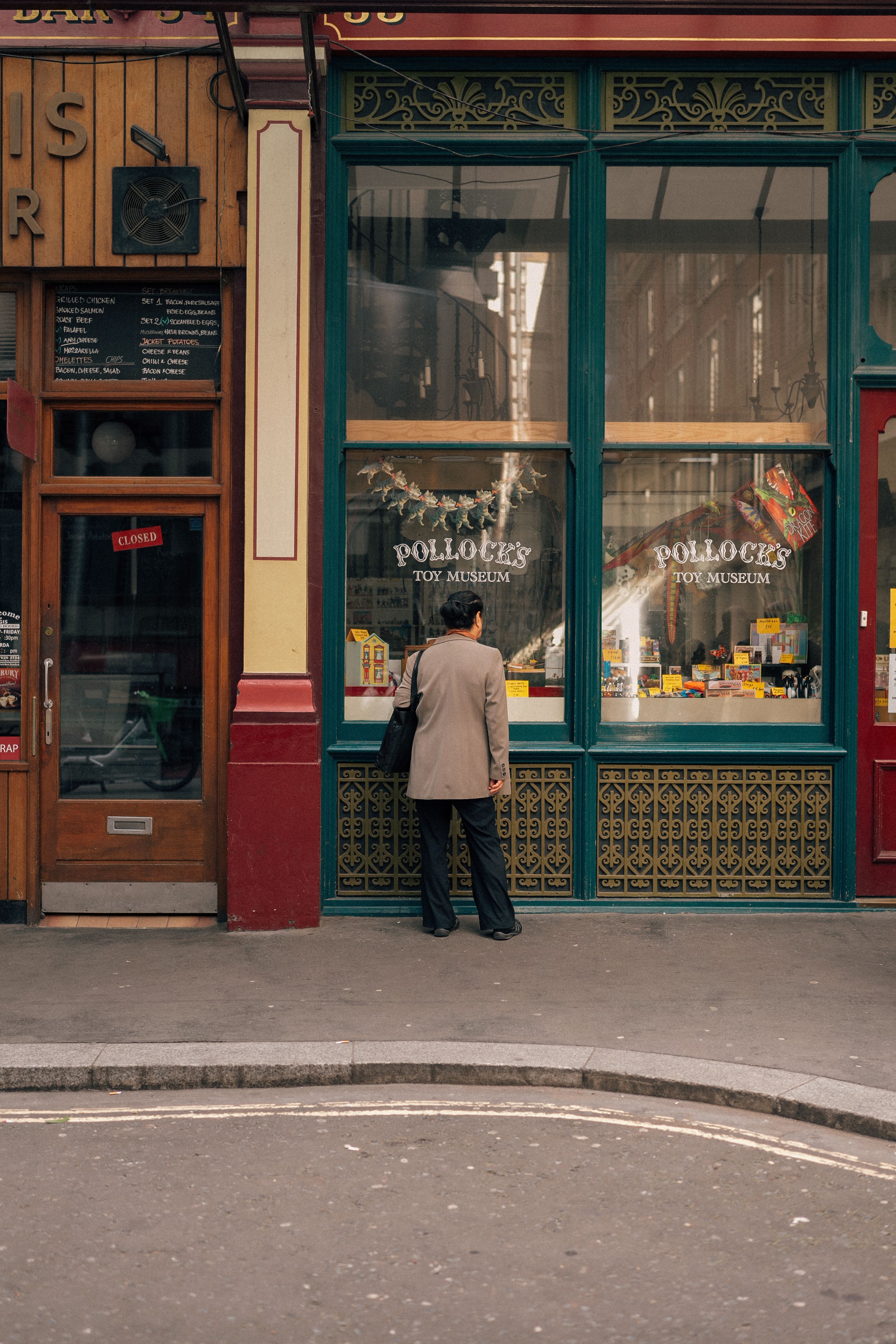 Visitor at Pollock's Toy Museum in London · Free Stock Photo