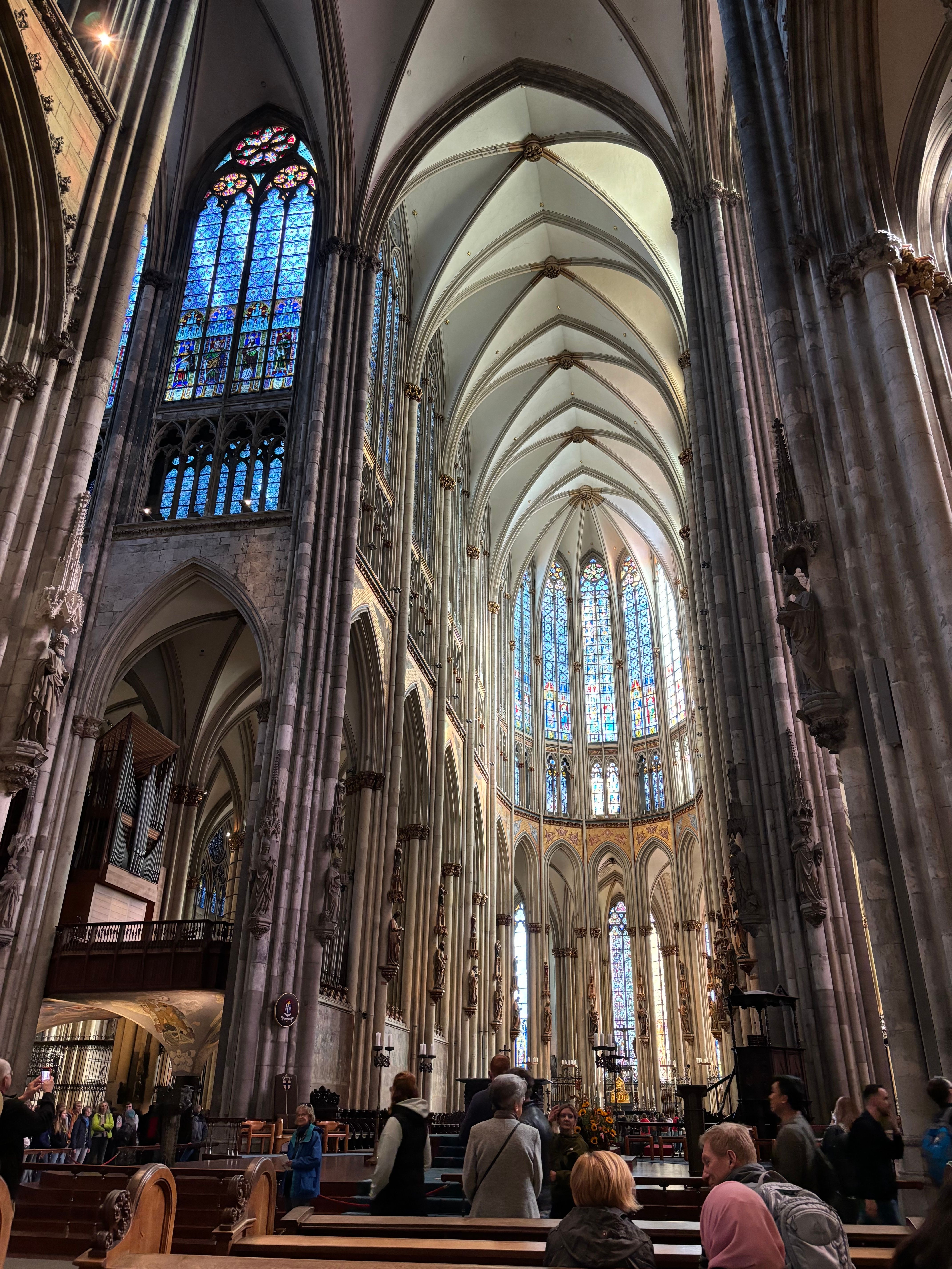 Stunning Interior of Cologne Cathedral · Free Stock Photo