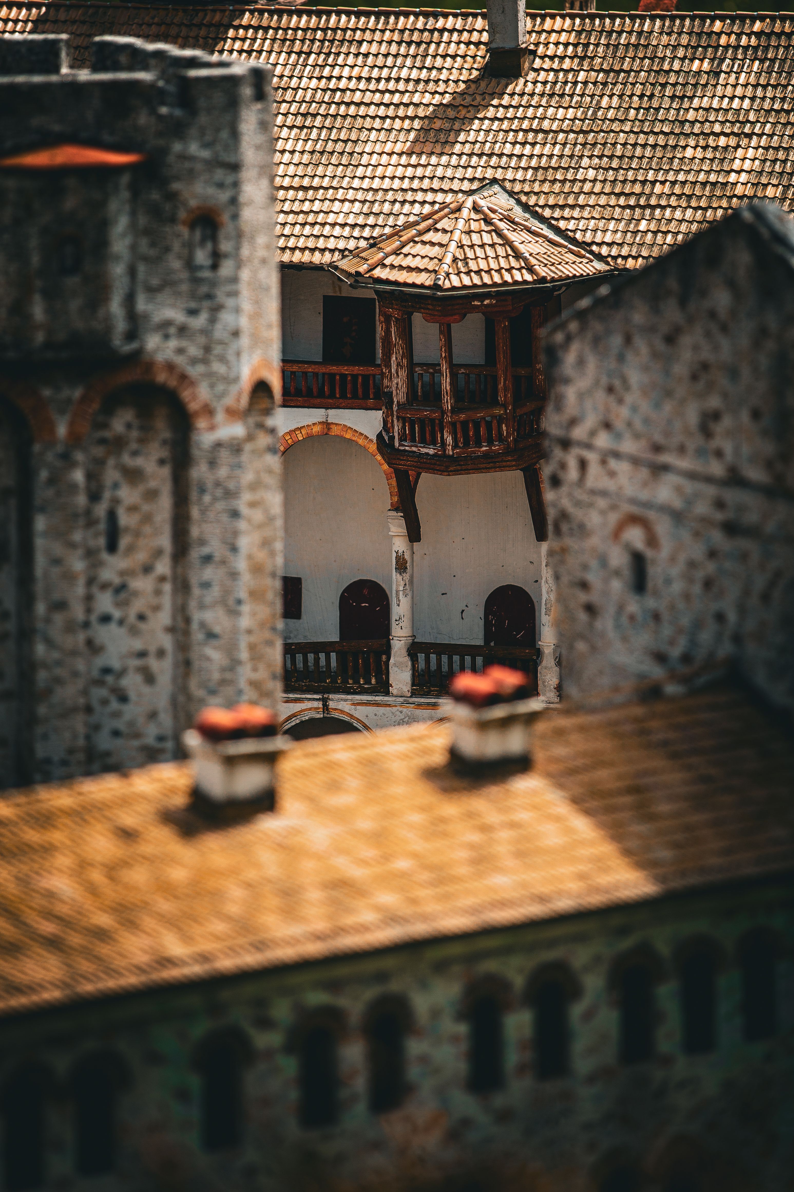 Rustic Medieval Architecture with Stone Walls · Free Stock Photo