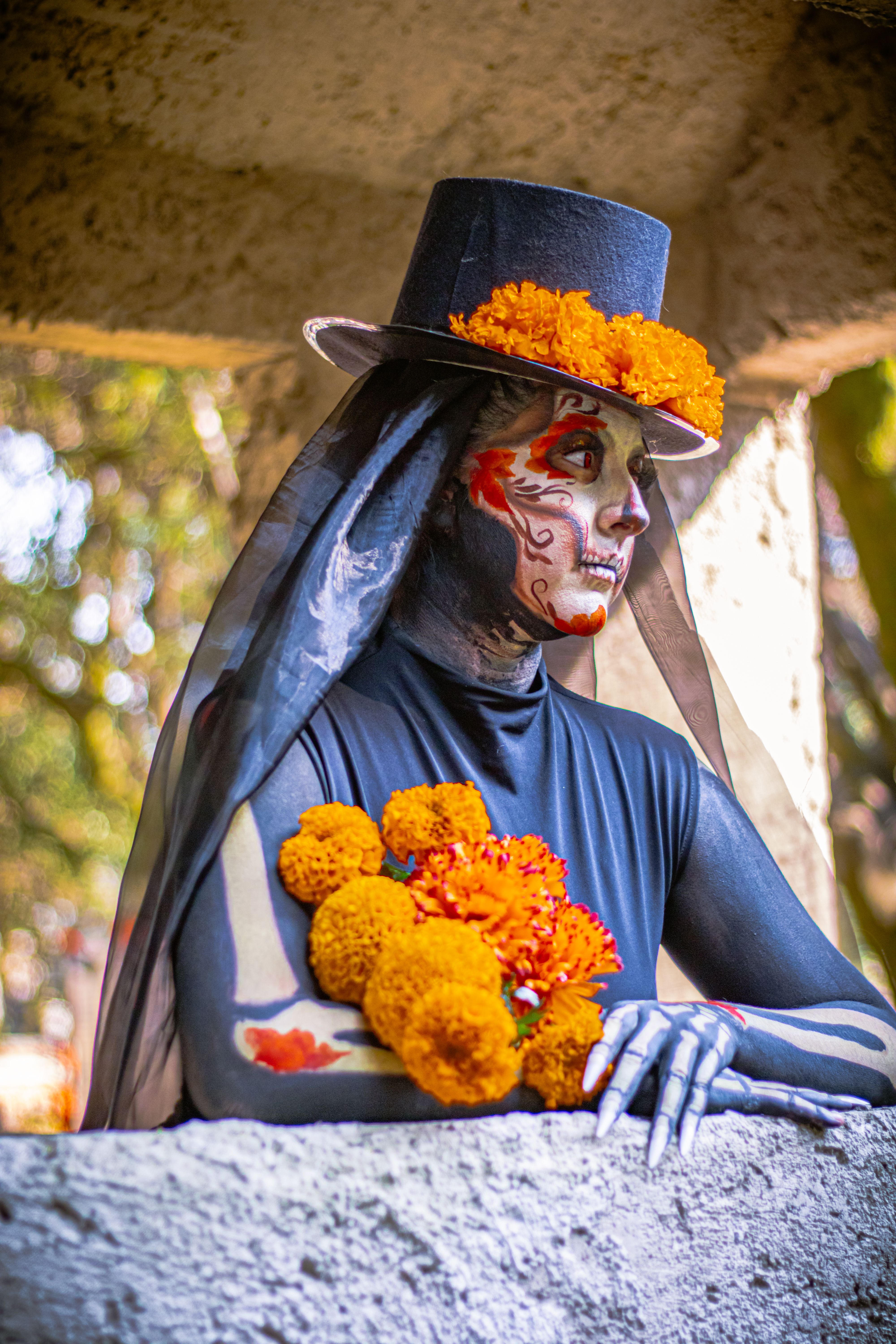 Day of the Dead Catrina in Mexico City Cemetery · Free Stock Photo