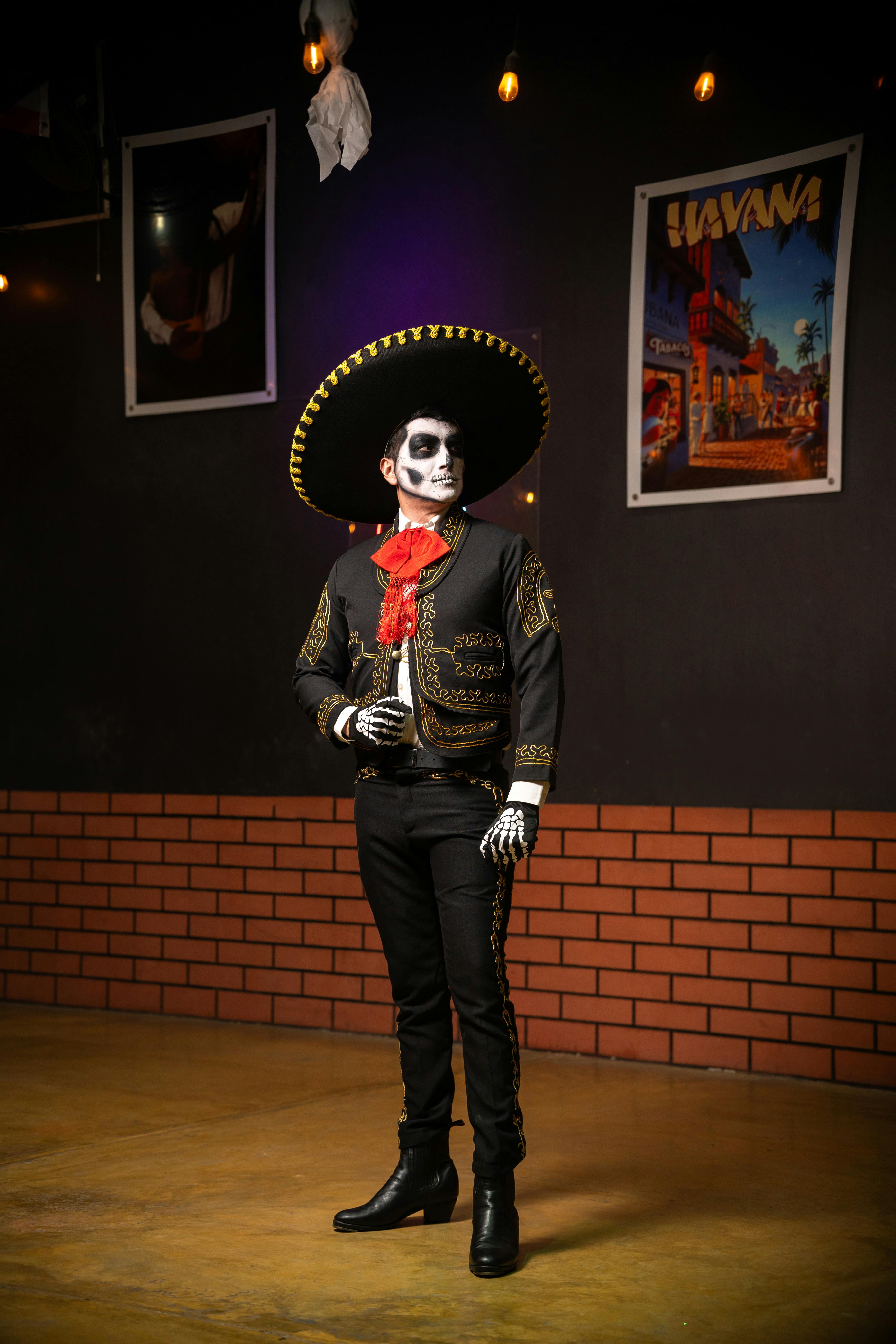 300.000+ melhores imagens de Singer Poster Models · Download 100% ...