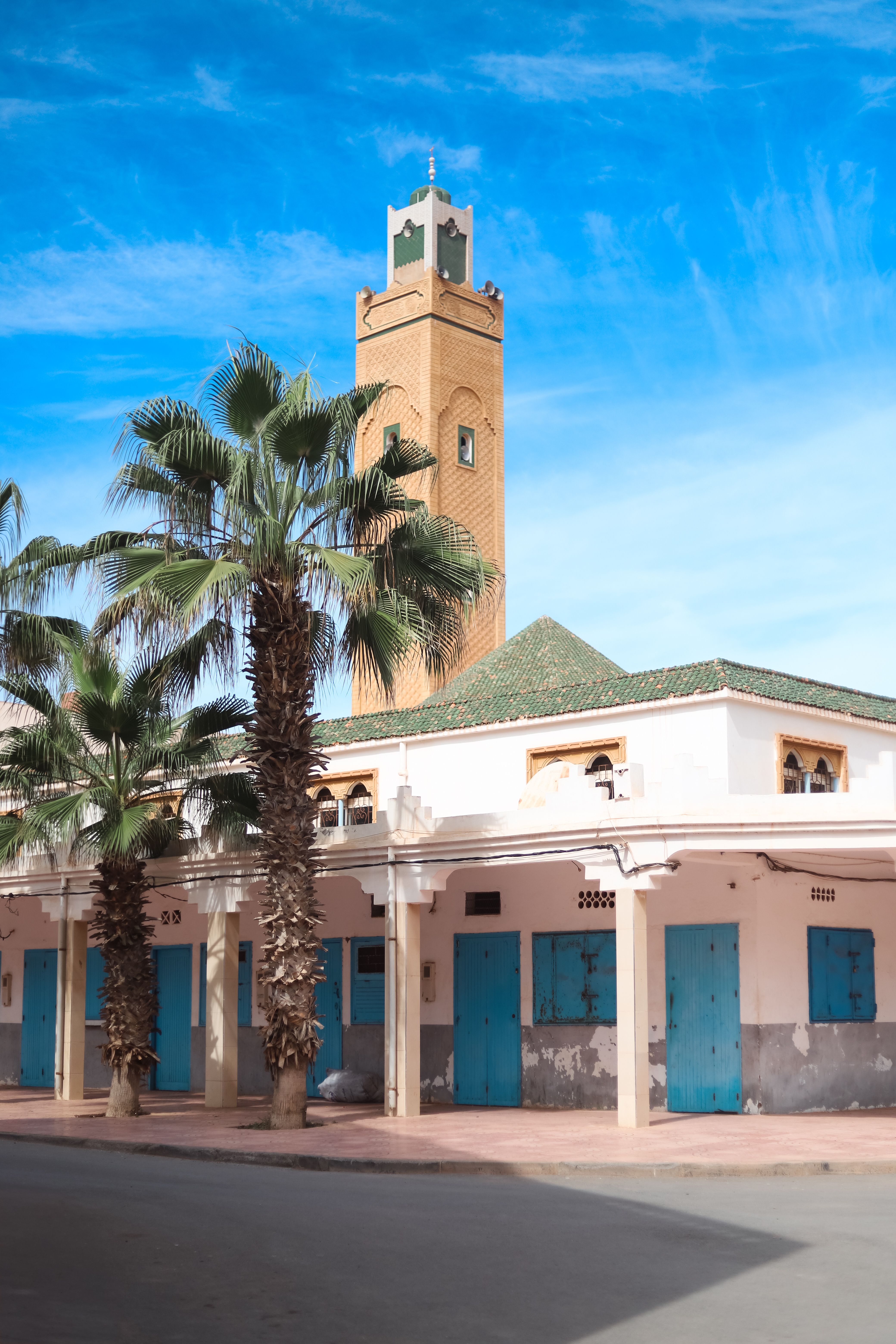 Historic Moroccan Architecture with Minaret · Free Stock Photo