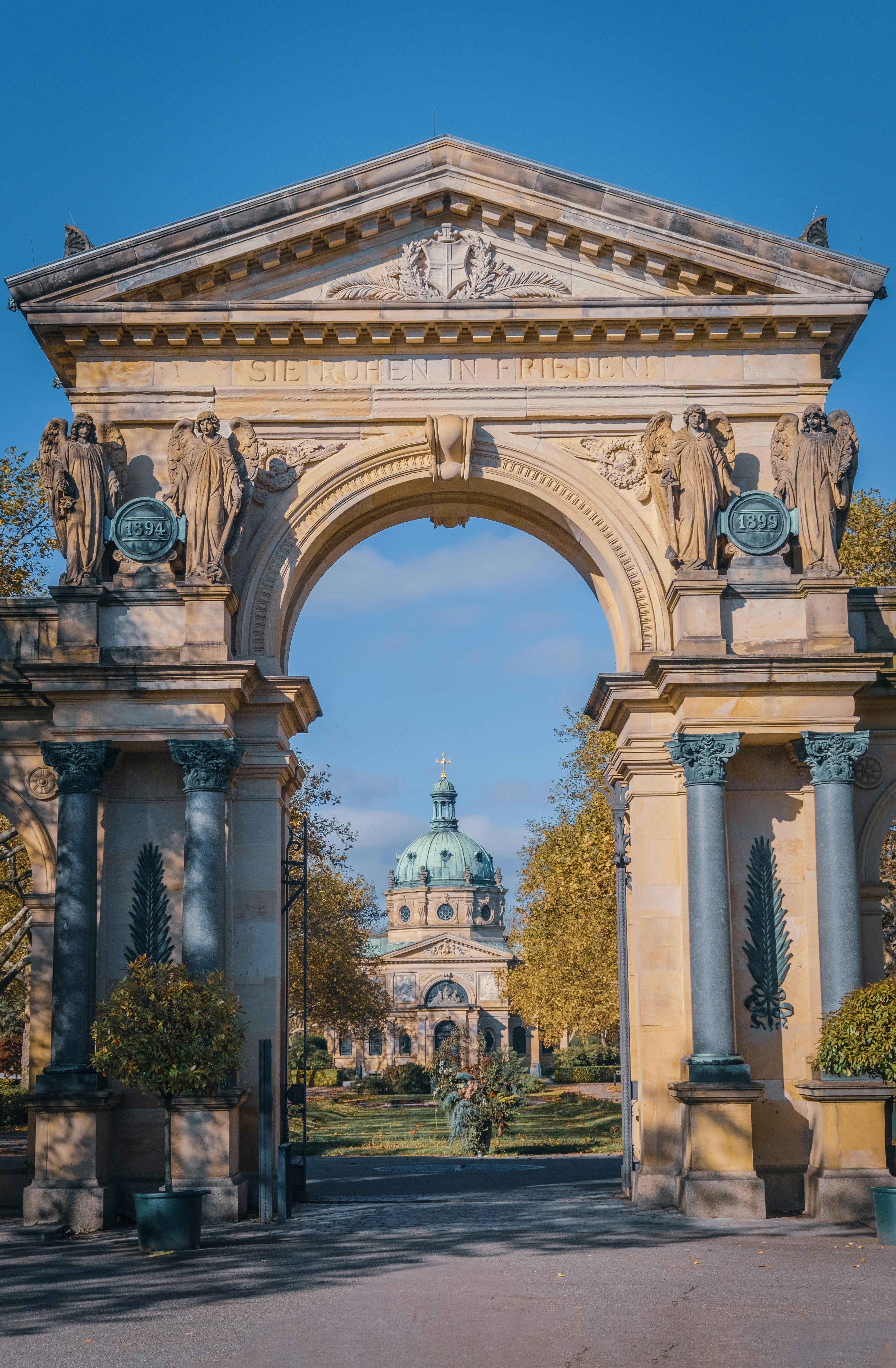 Arc Buildings Photos, Download The BEST Free Arc Buildings Stock Photos ...