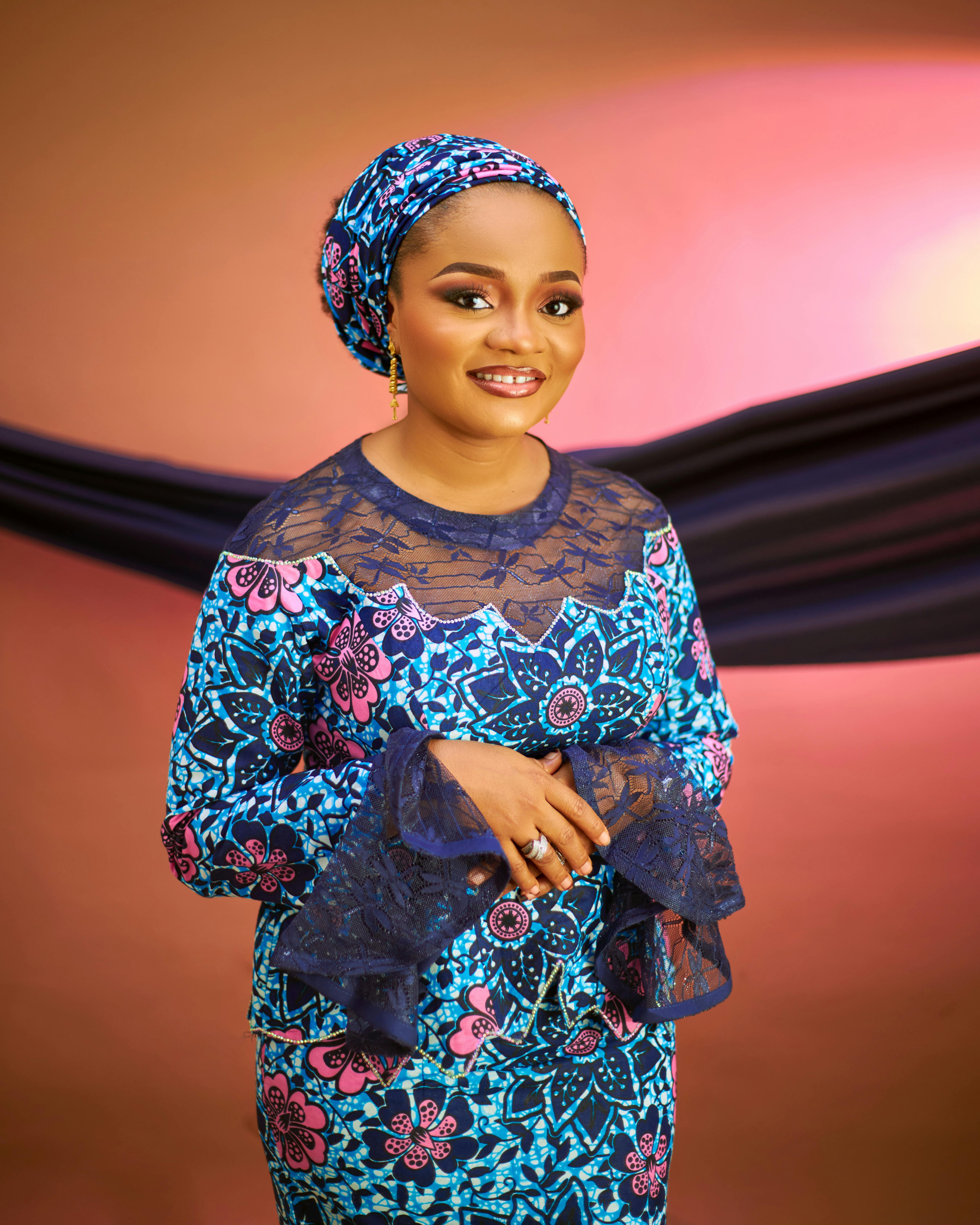 African Woman In Traditional Attir Photos, Download The BEST Free ...