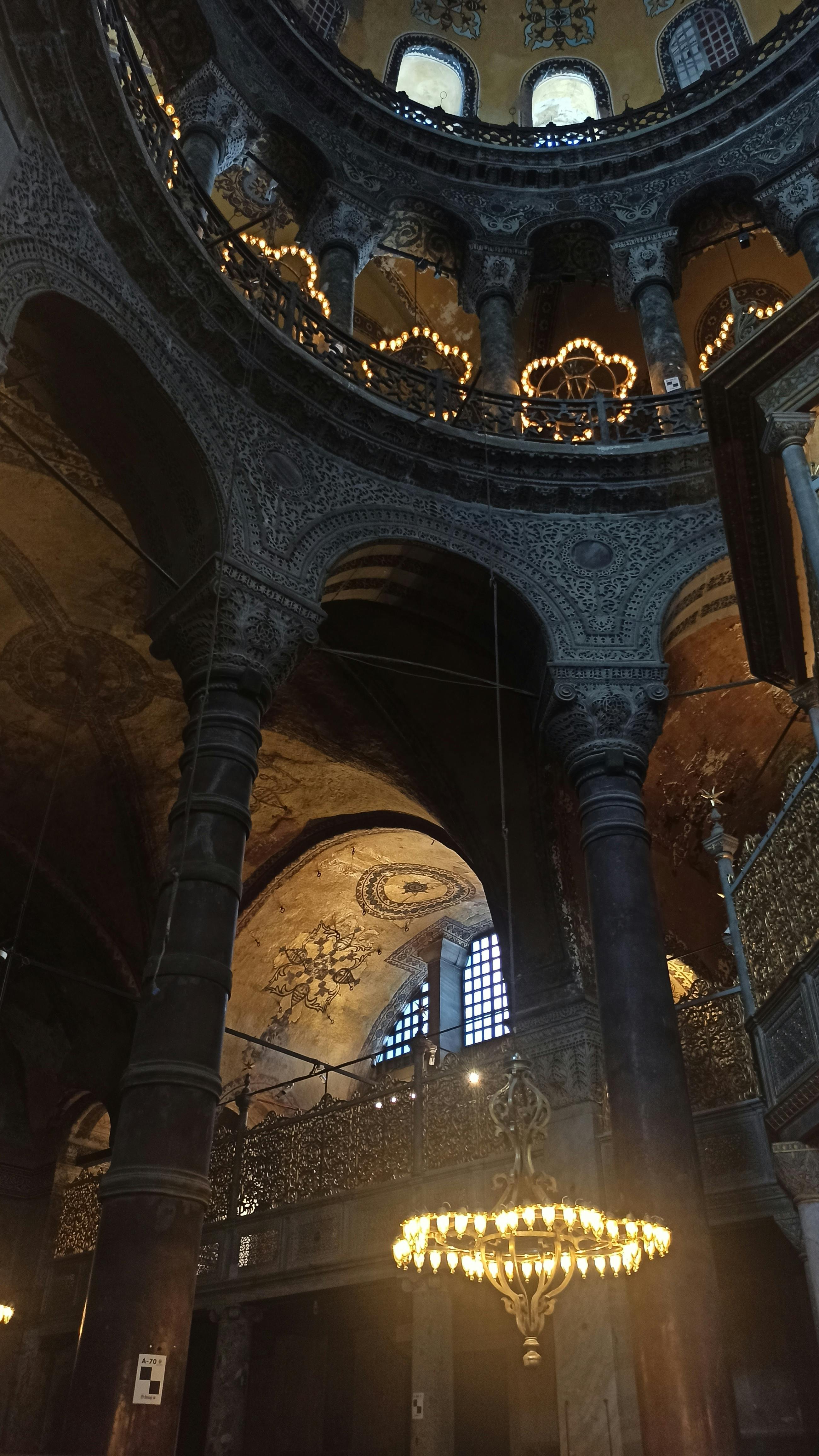 Majestic Interior of Historic Dome Structure · Free Stock Photo