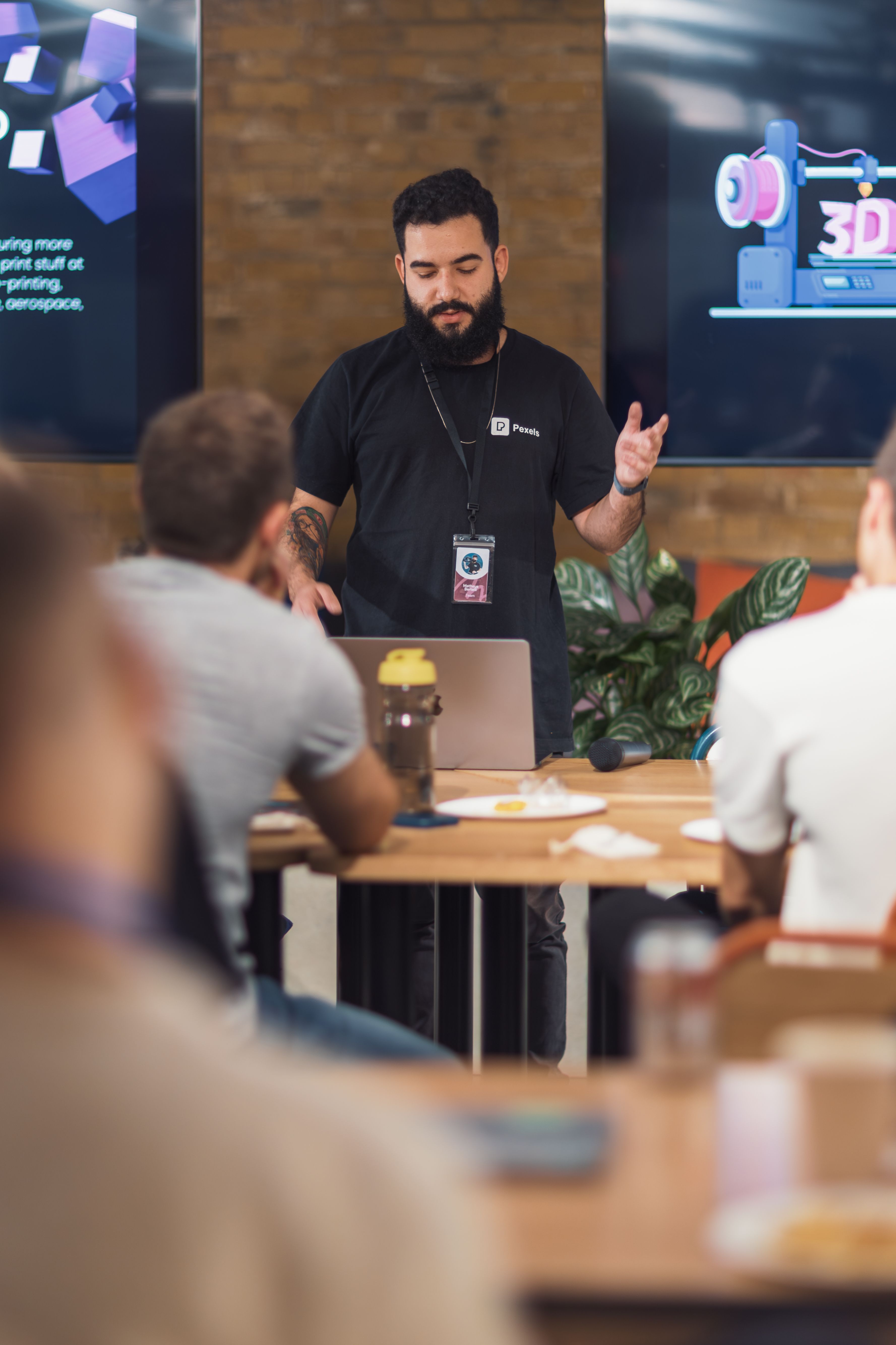 Business Presentation with Team in Modern Office · Free Stock Photo