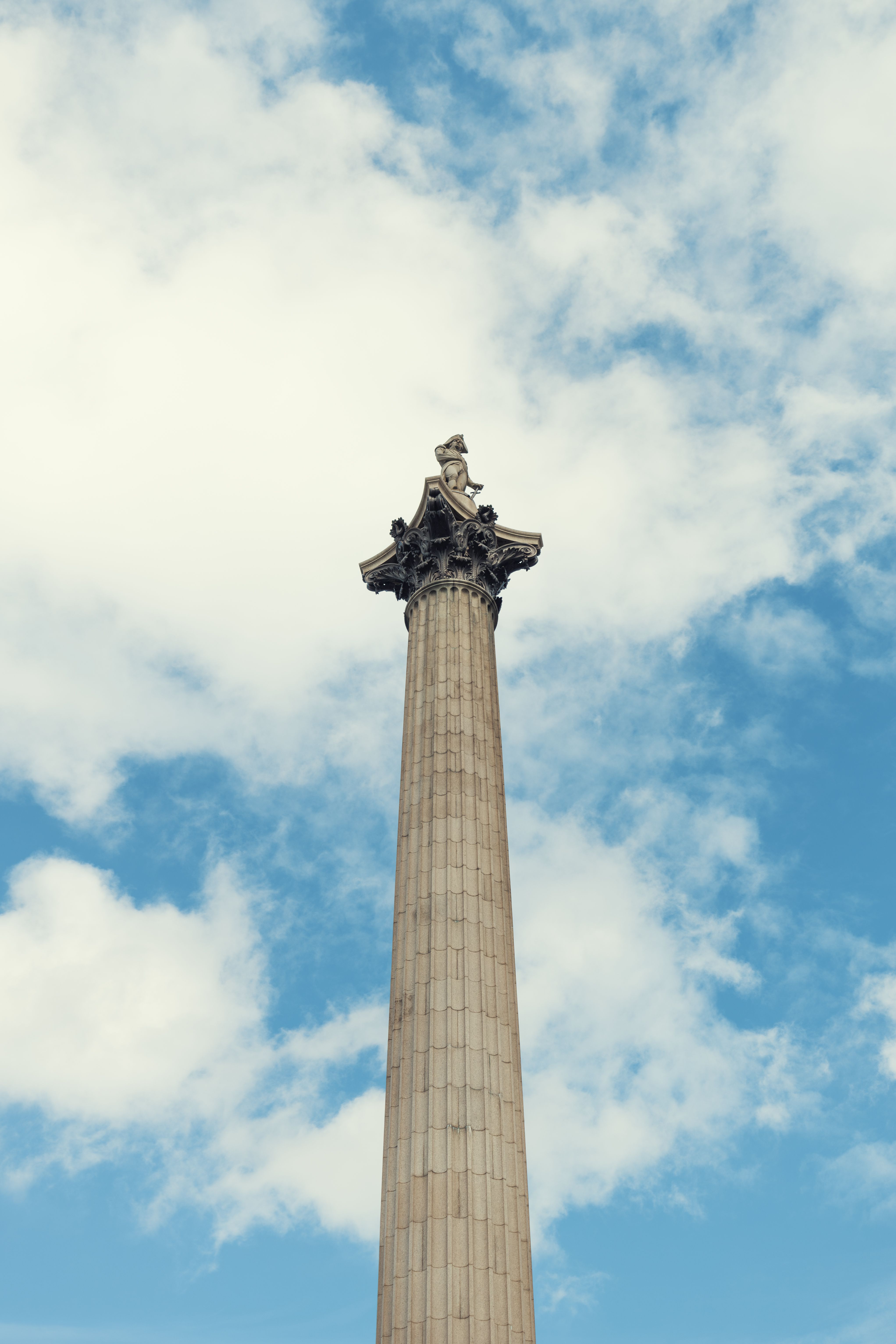 Nelson's Column Against Blue Sky · Free Stock Photo