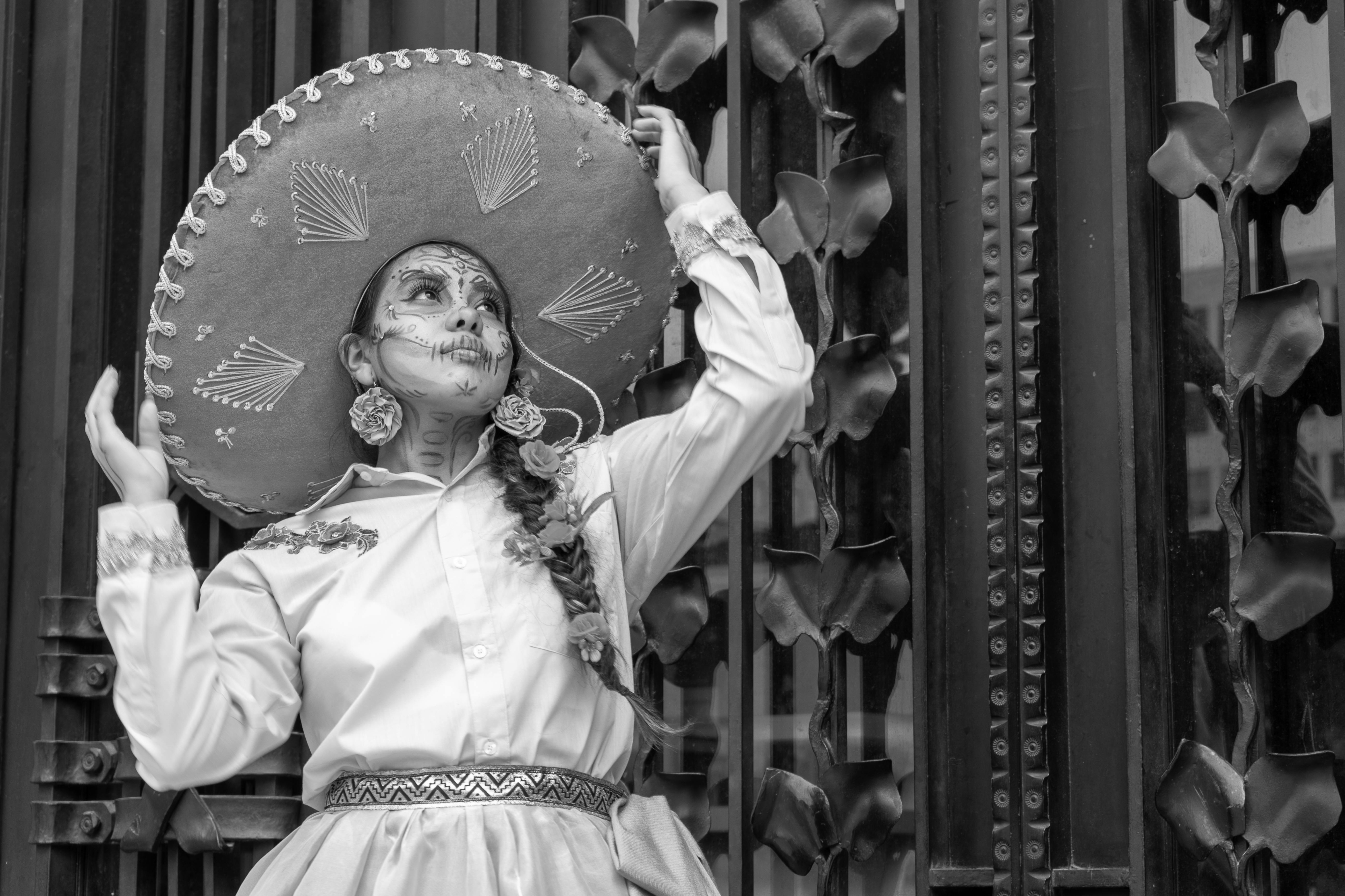Traditional Catrina Costume for Day of the Dead · Free Stock Photo