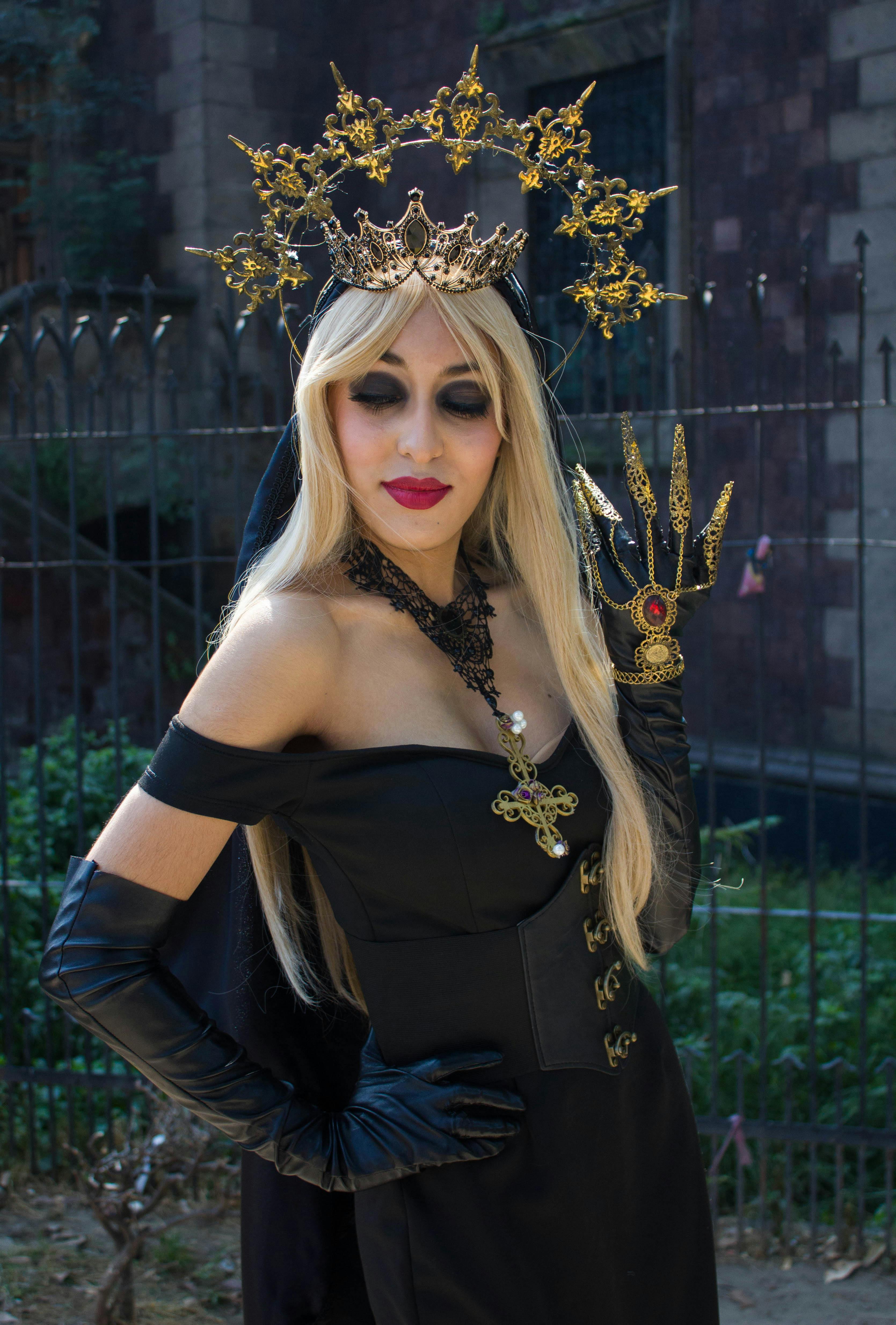 Gothic Fashion Model with Ornate Headpiece · Free Stock Photo