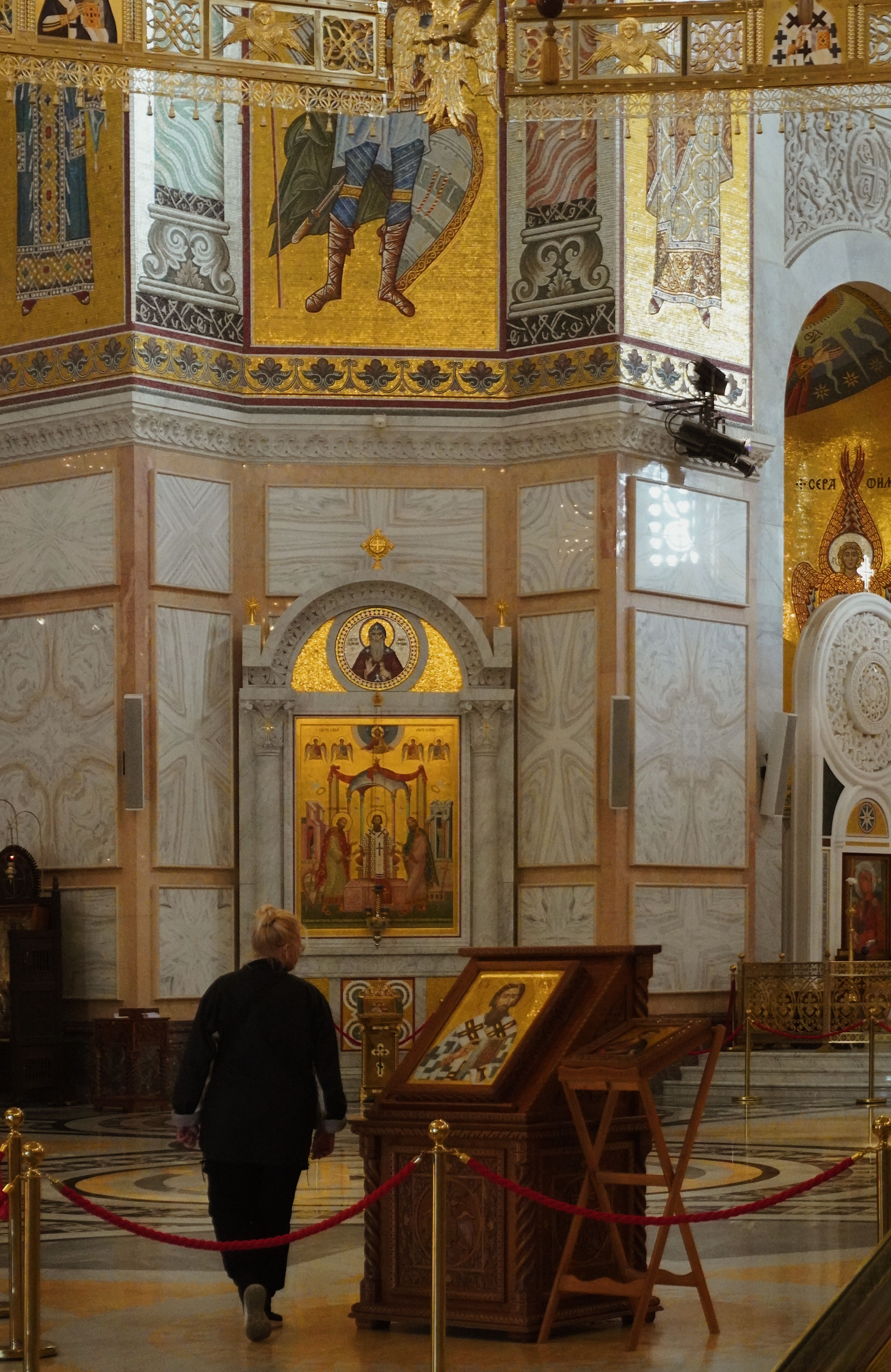 Stunning Interior of an Orthodox Church Sanctuary · Free Stock Photo