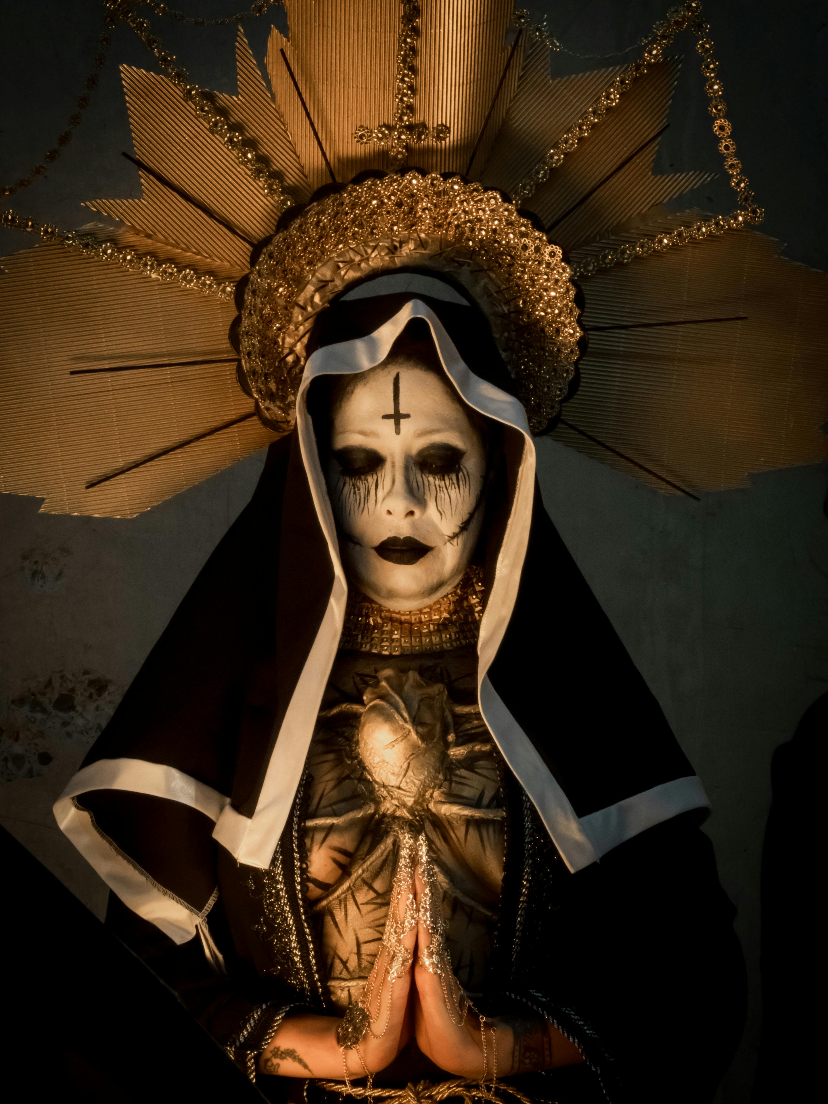 Dramatic Nun Cosplay with Intricate Makeup · Free Stock Photo
