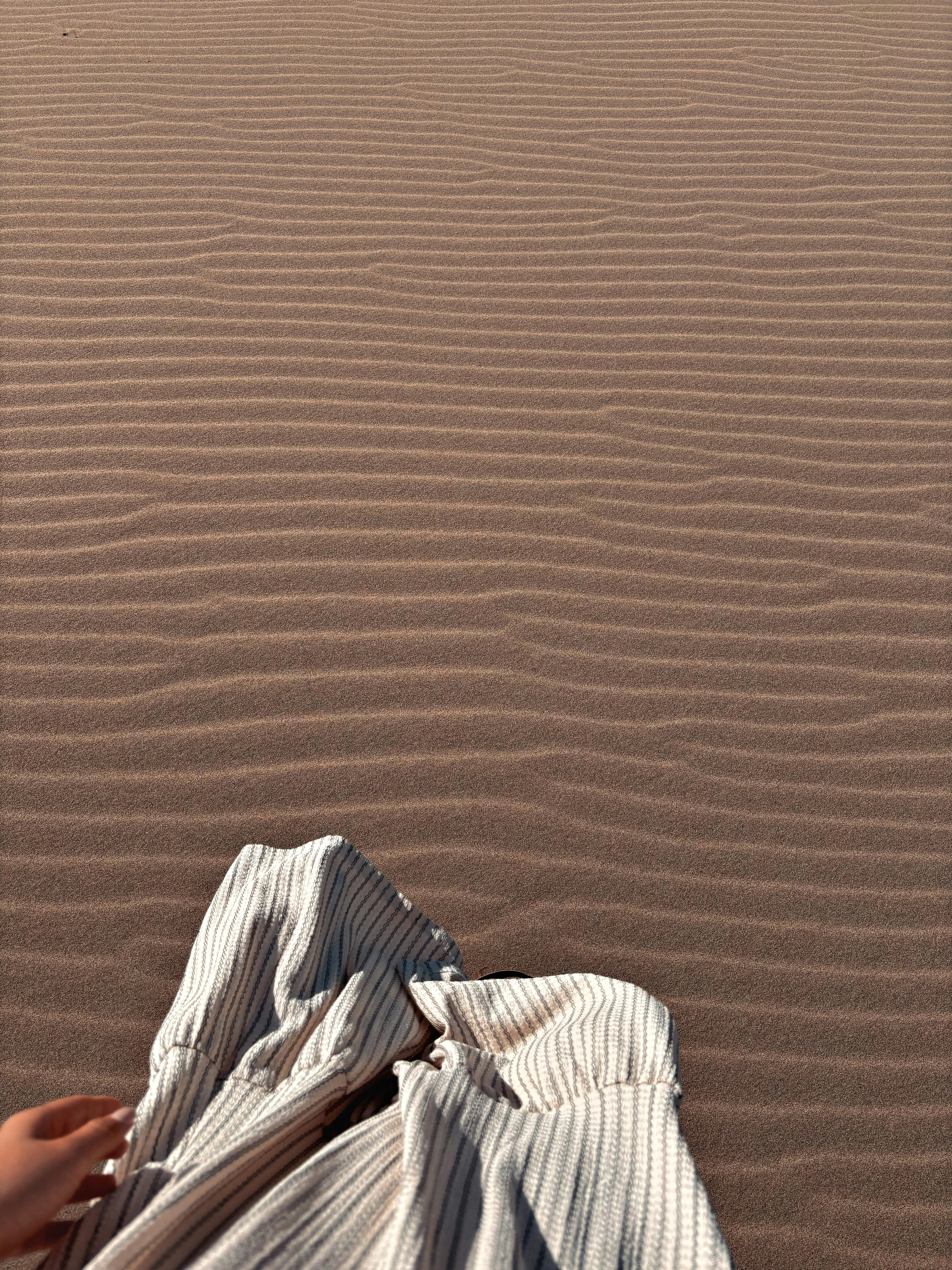 Peaceful Desert Sand Patterns with Blanket · Free Stock Photo