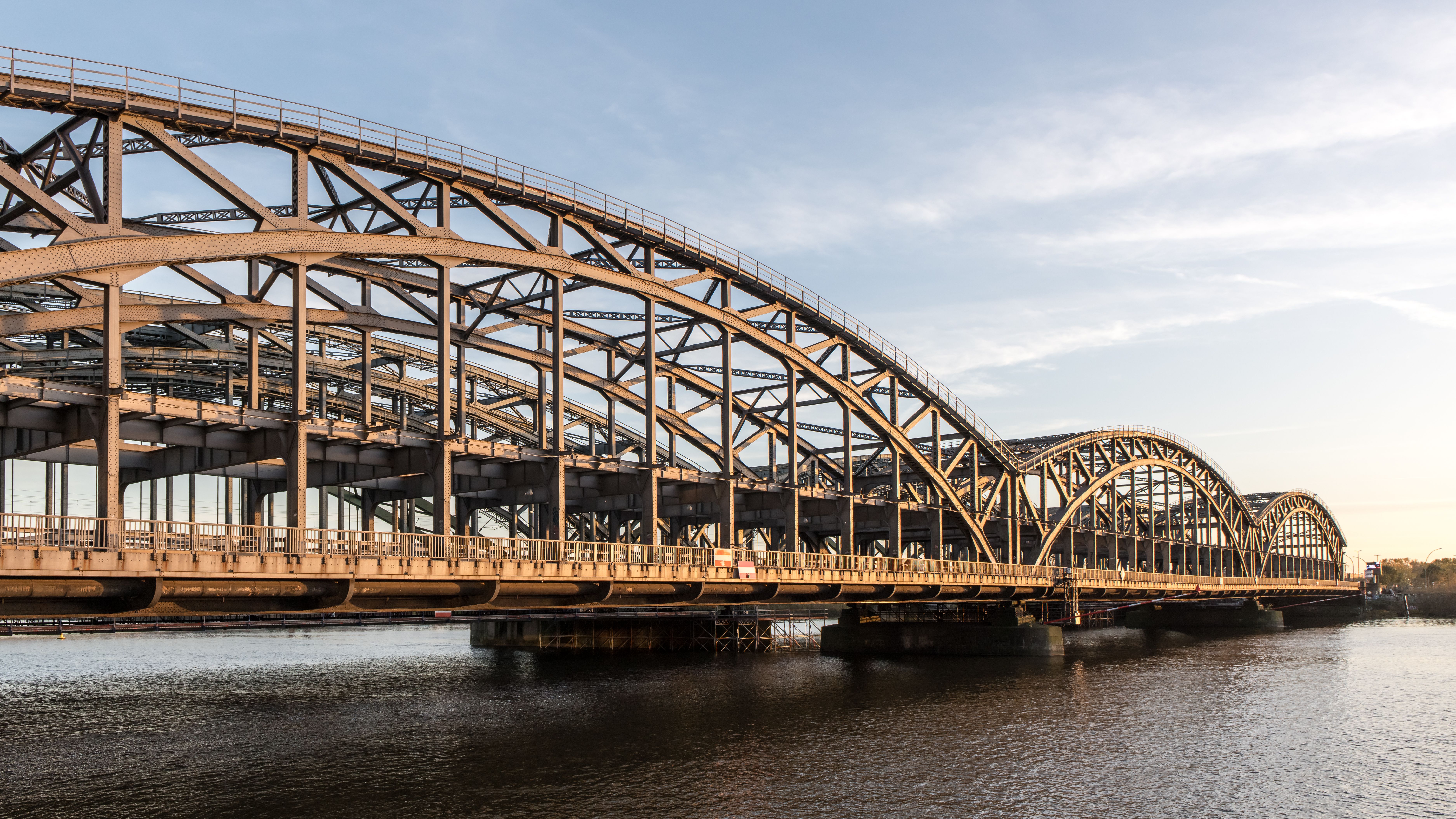 Iconic Steel Arch Bridge in Hamburg at Sunset · Free Stock Photo