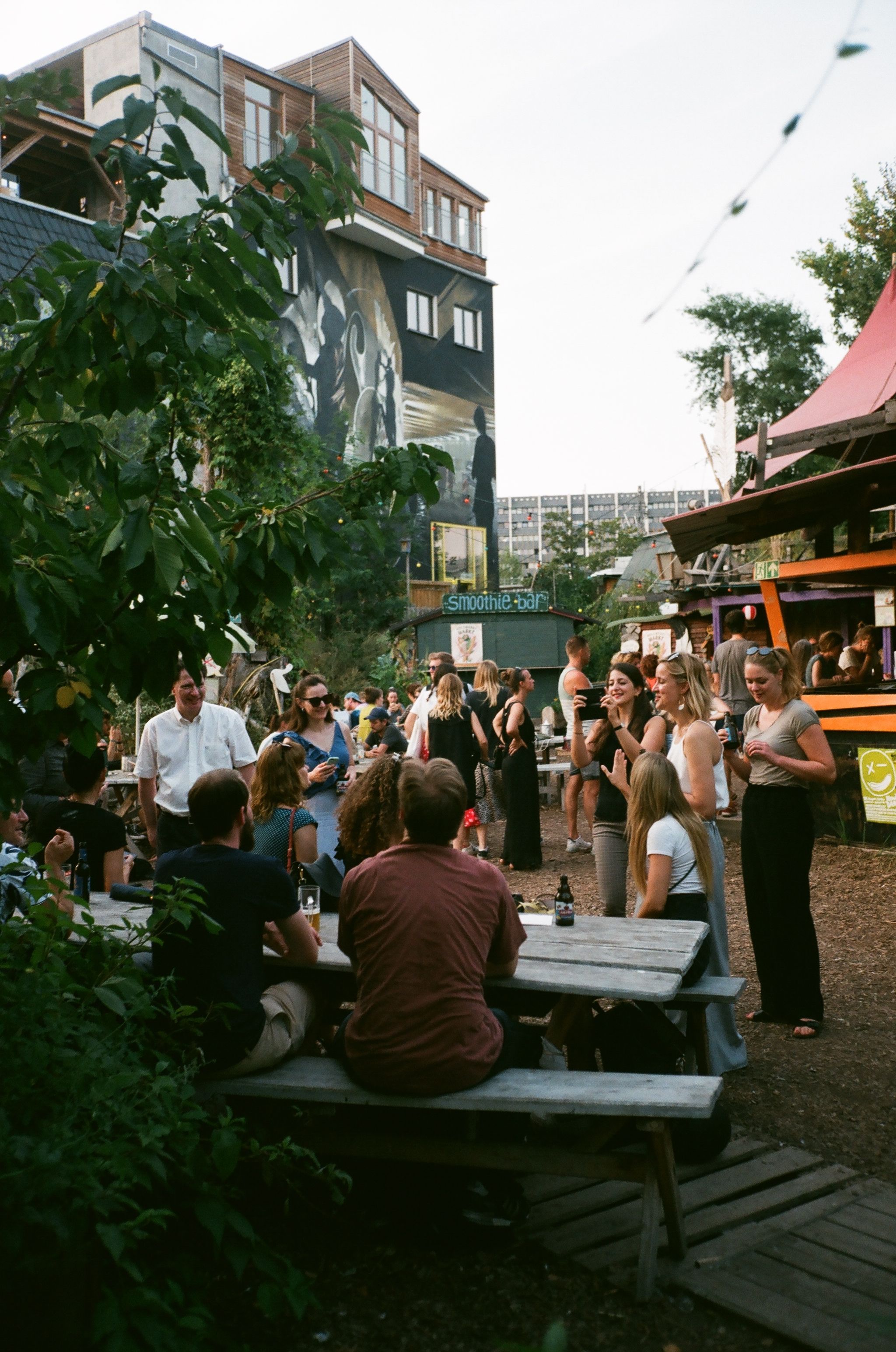 People Gathering outside of Country Hotel · Free Stock Photo