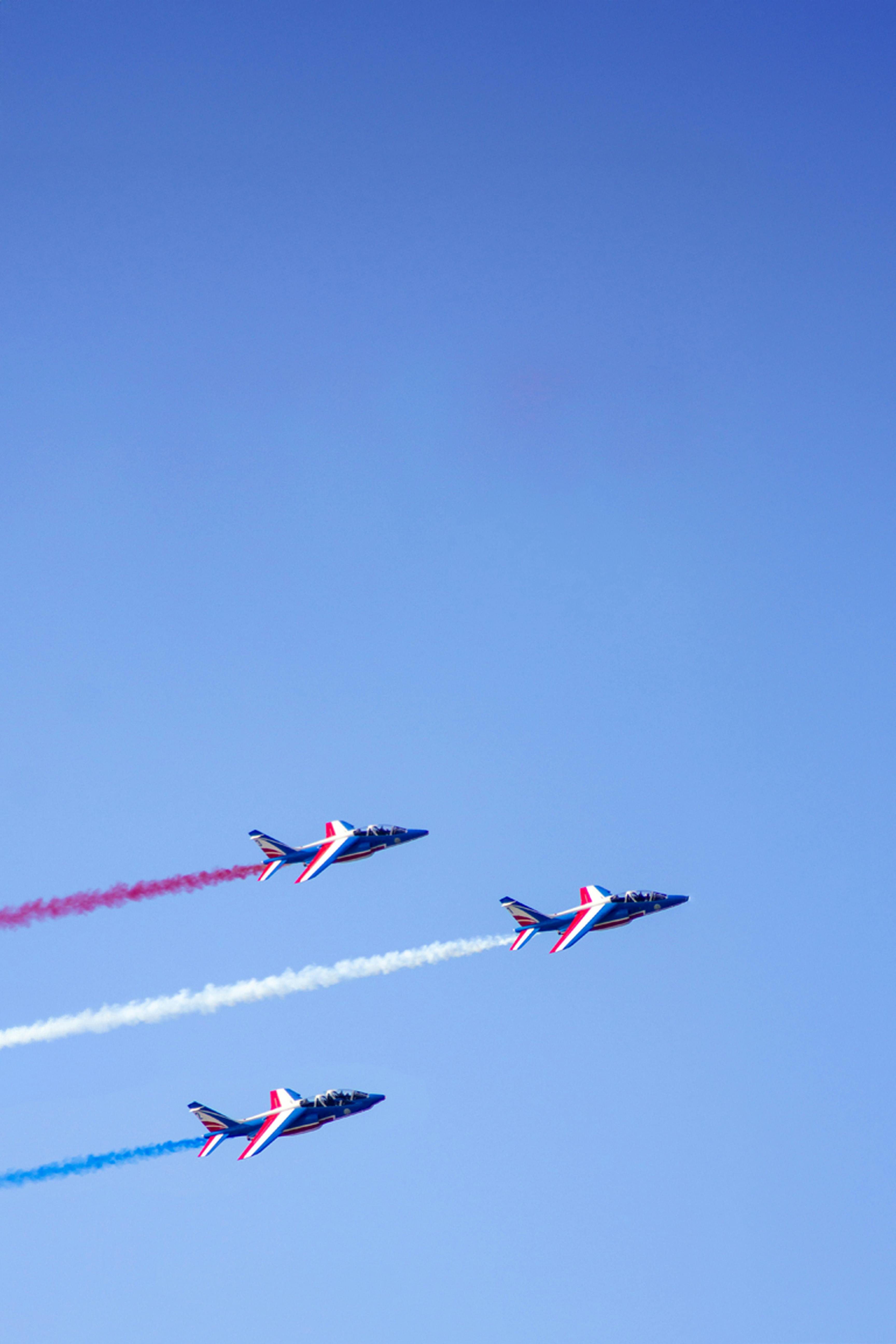 Aeroplane With Tricolor Photos, Download The BEST Free Aeroplane With ...