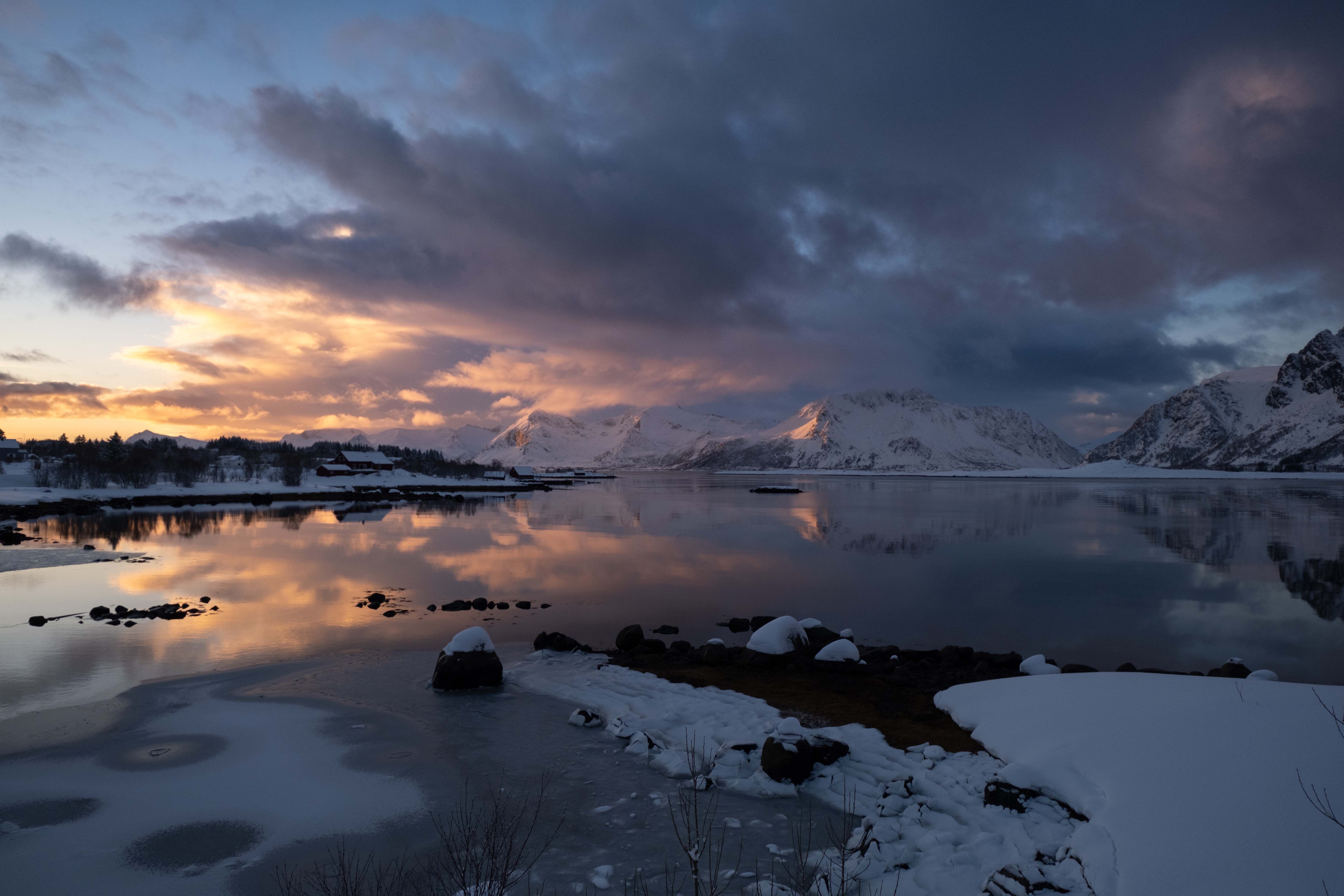 Stunning Winter Sunset Reflection in Norway · Free Stock Photo