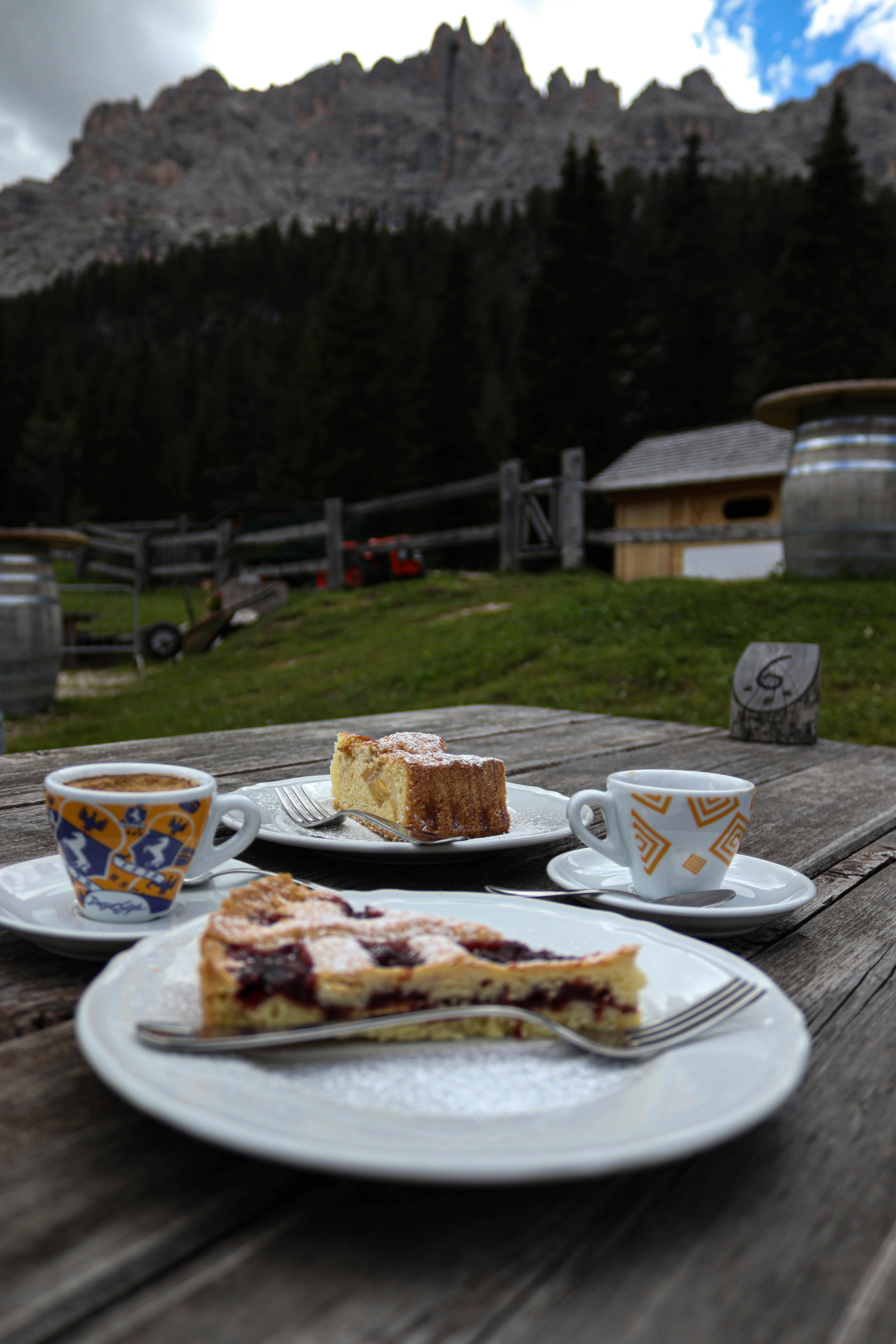 Cake Background Landscape Photos, Download The BEST Free Cake ...