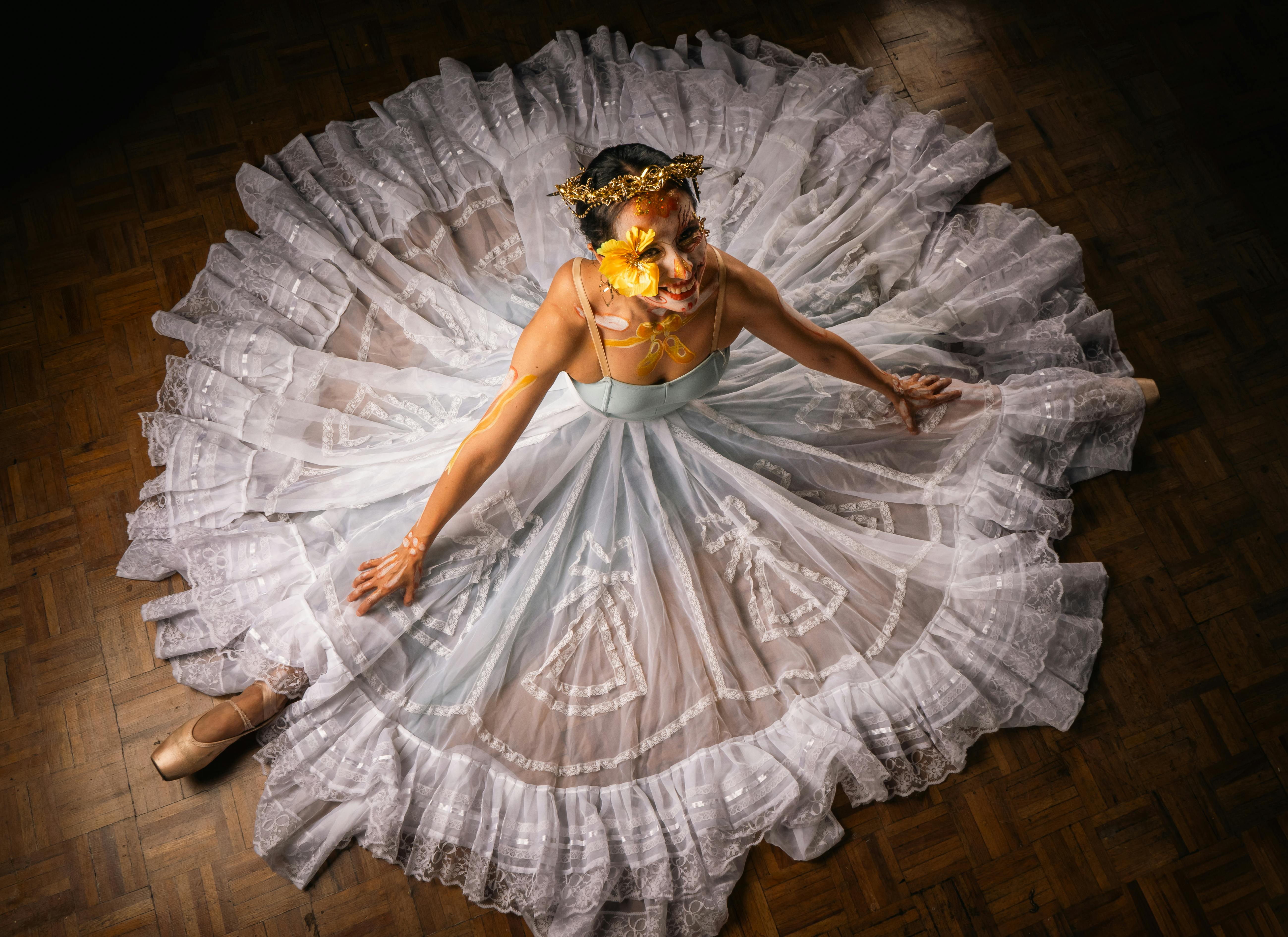 Graceful Ballet Dancer in Catrina Costume · Free Stock Photo