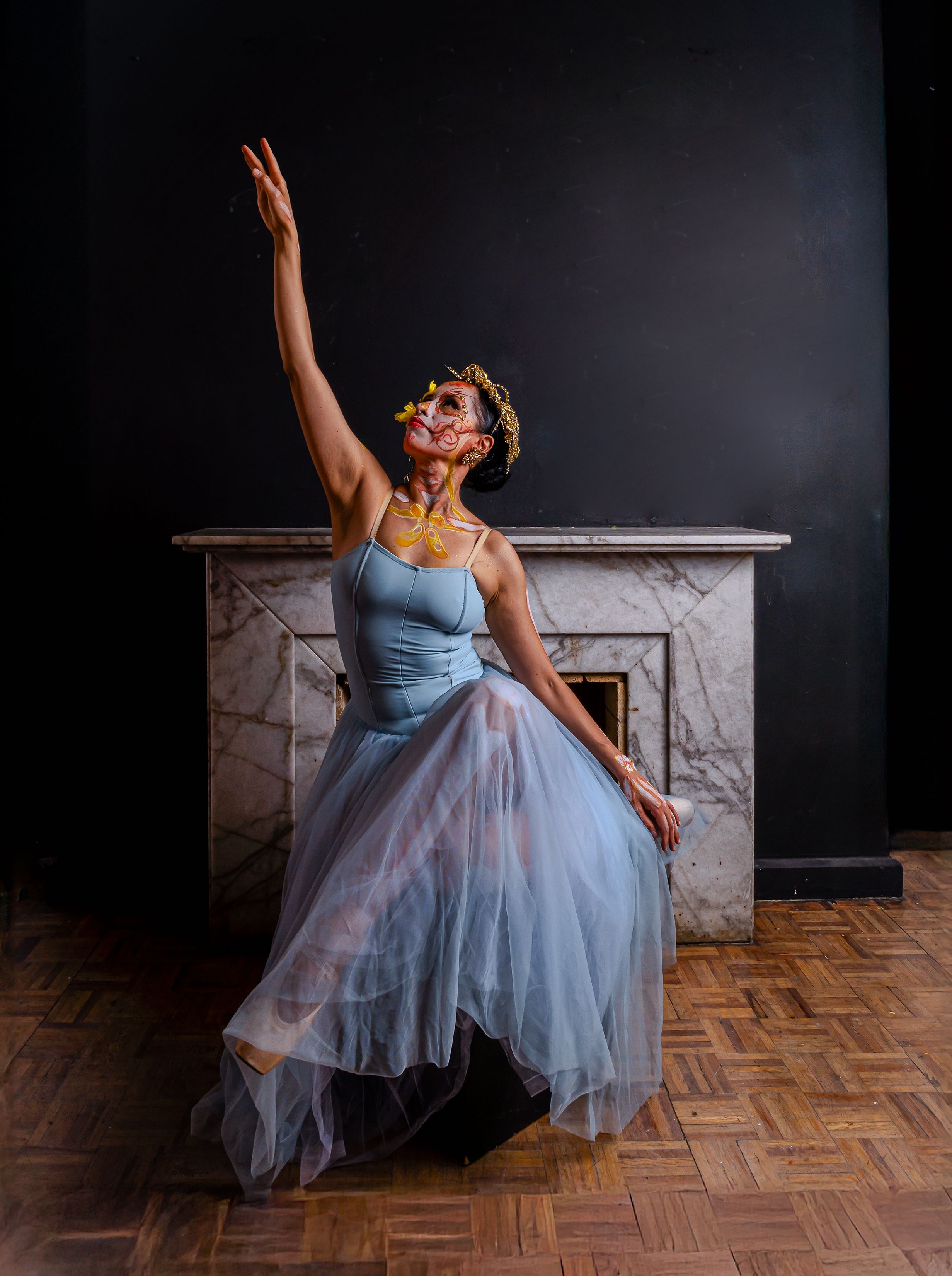 Elegant Ballet Dancer in Día de Muertos Attire · Free Stock Photo