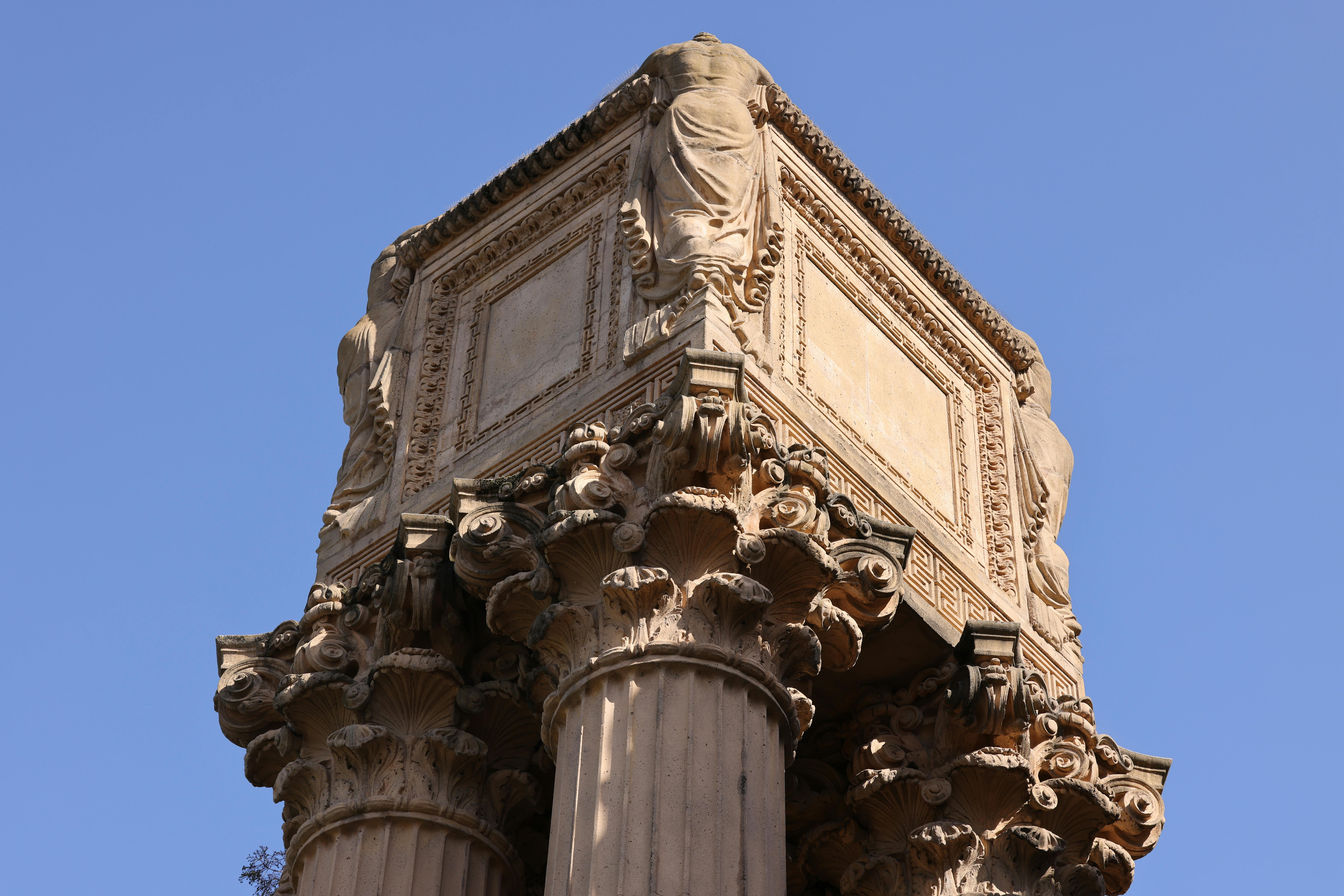 Close-up of Classical Corinthian Architecture · Free Stock Photo