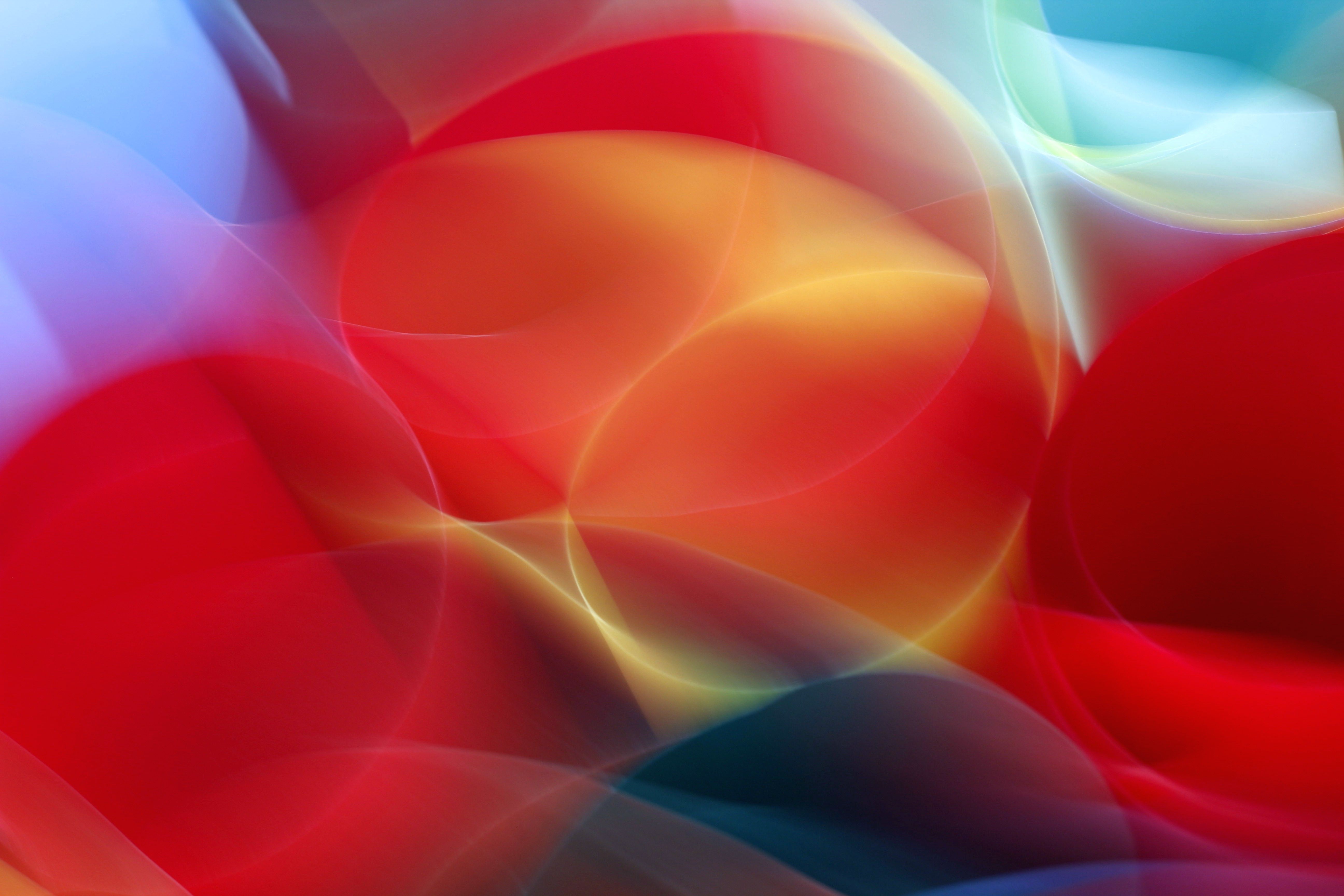 Vibrant Abstract Light Pattern with Red and Blue Hues · Free Stock Photo