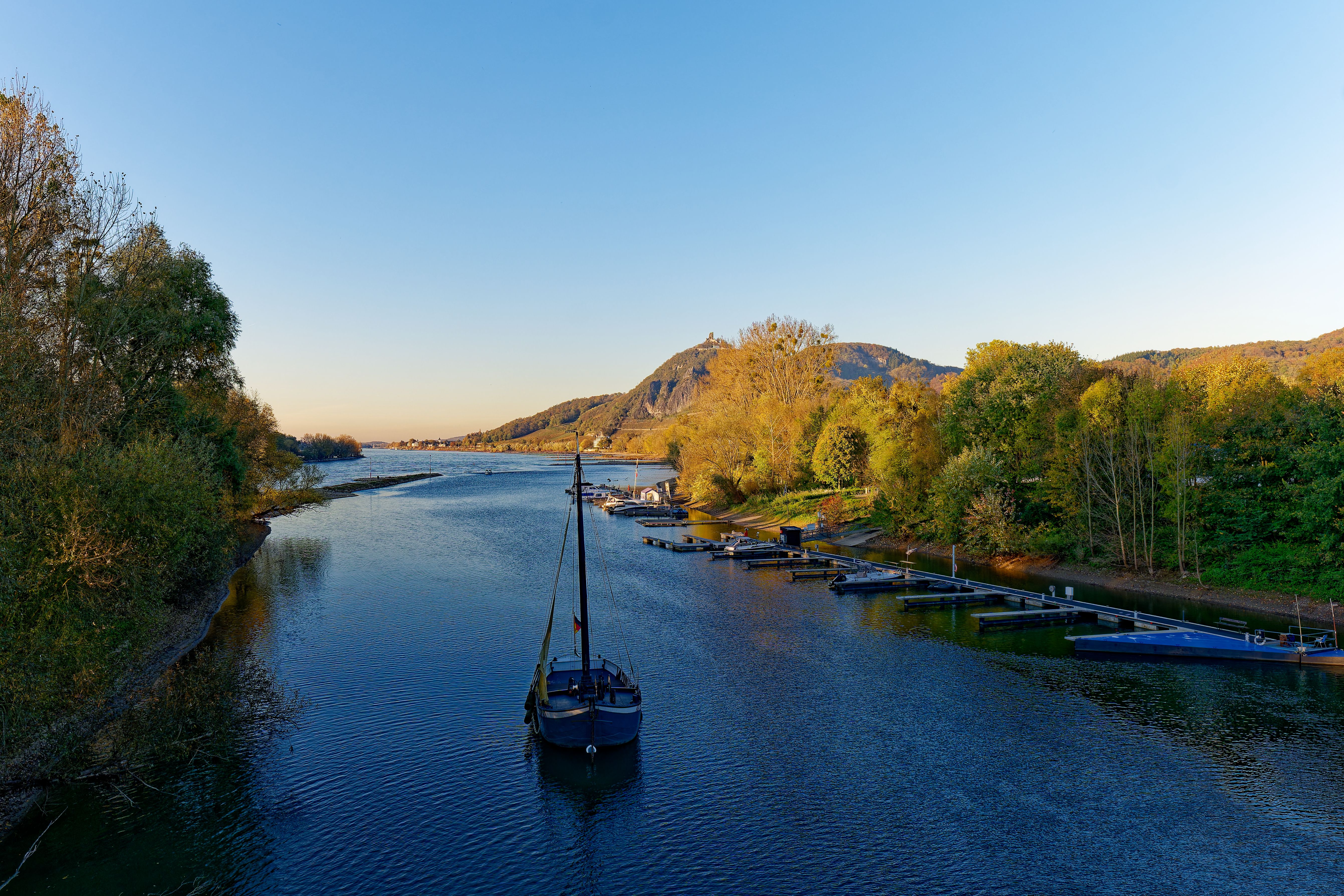 Serene Rhine River with Boat in Bad Honnef · Free Stock Photo