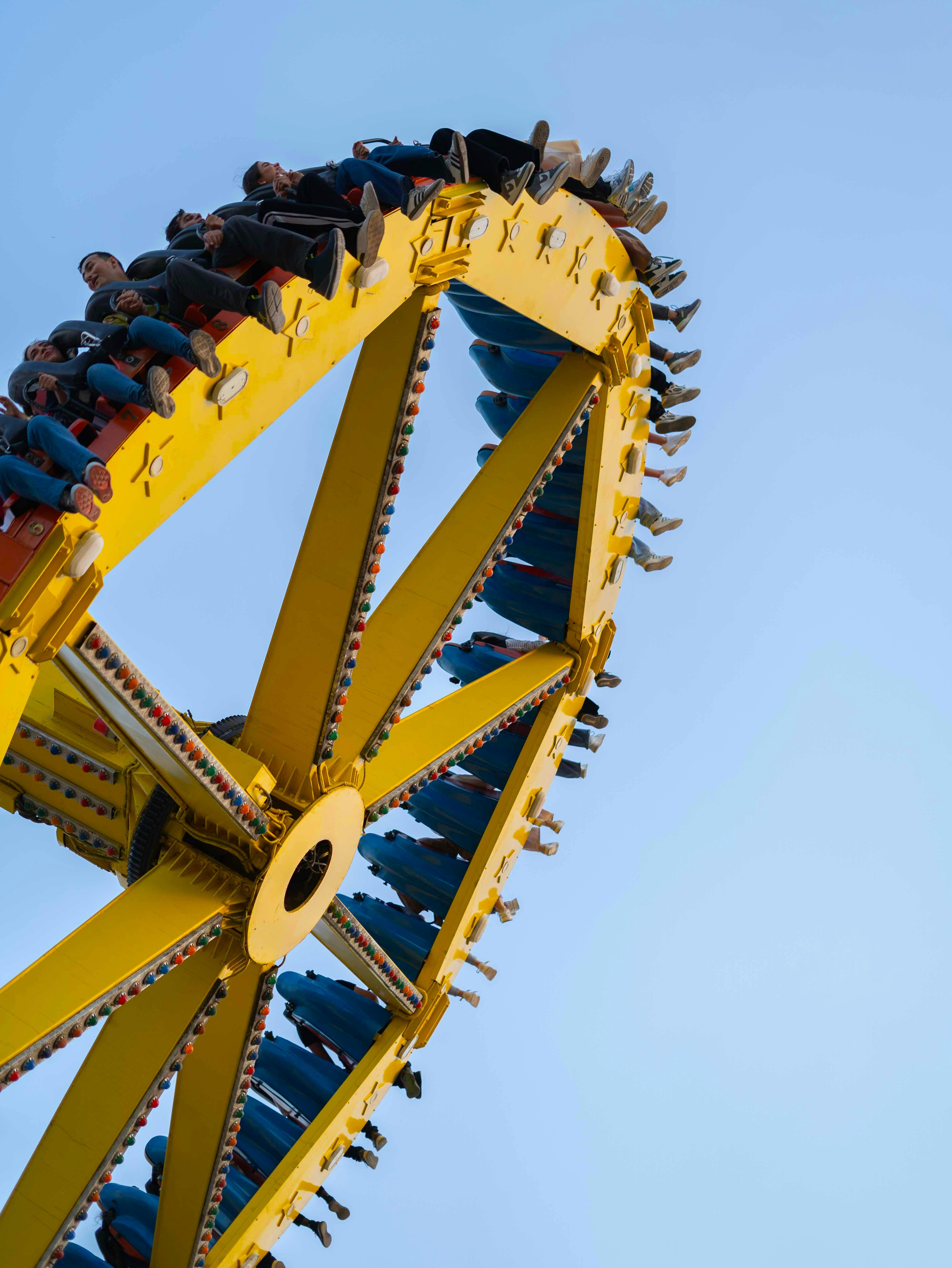 Yellow Circle Spin Photos, Download The BEST Free Yellow Circle Spin ...