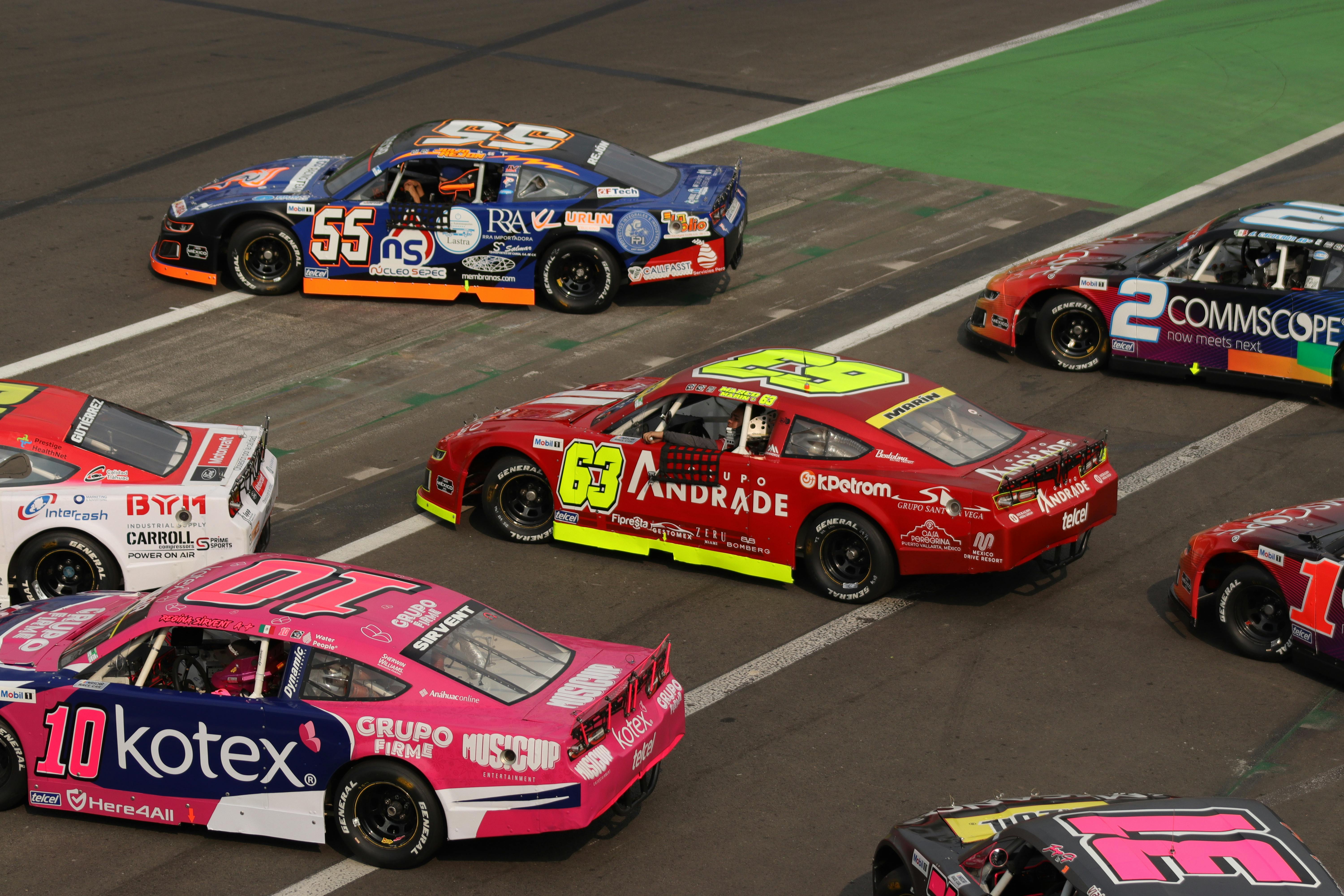 Exciting NASCAR Race Start in Mexico City · Free Stock Photo