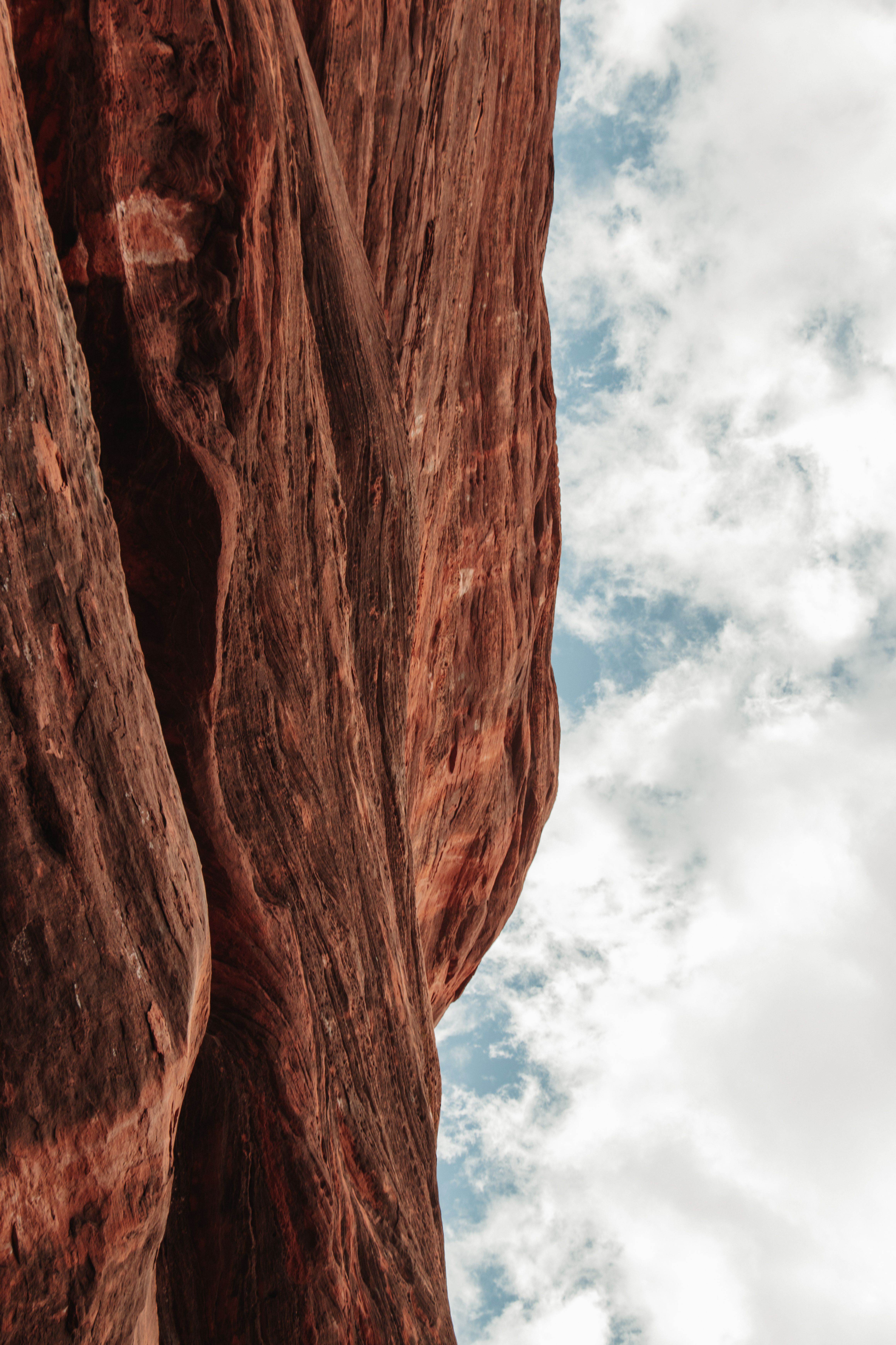 Majestic Red Rock Cliff in Sedona, Arizona · Free Stock Photo